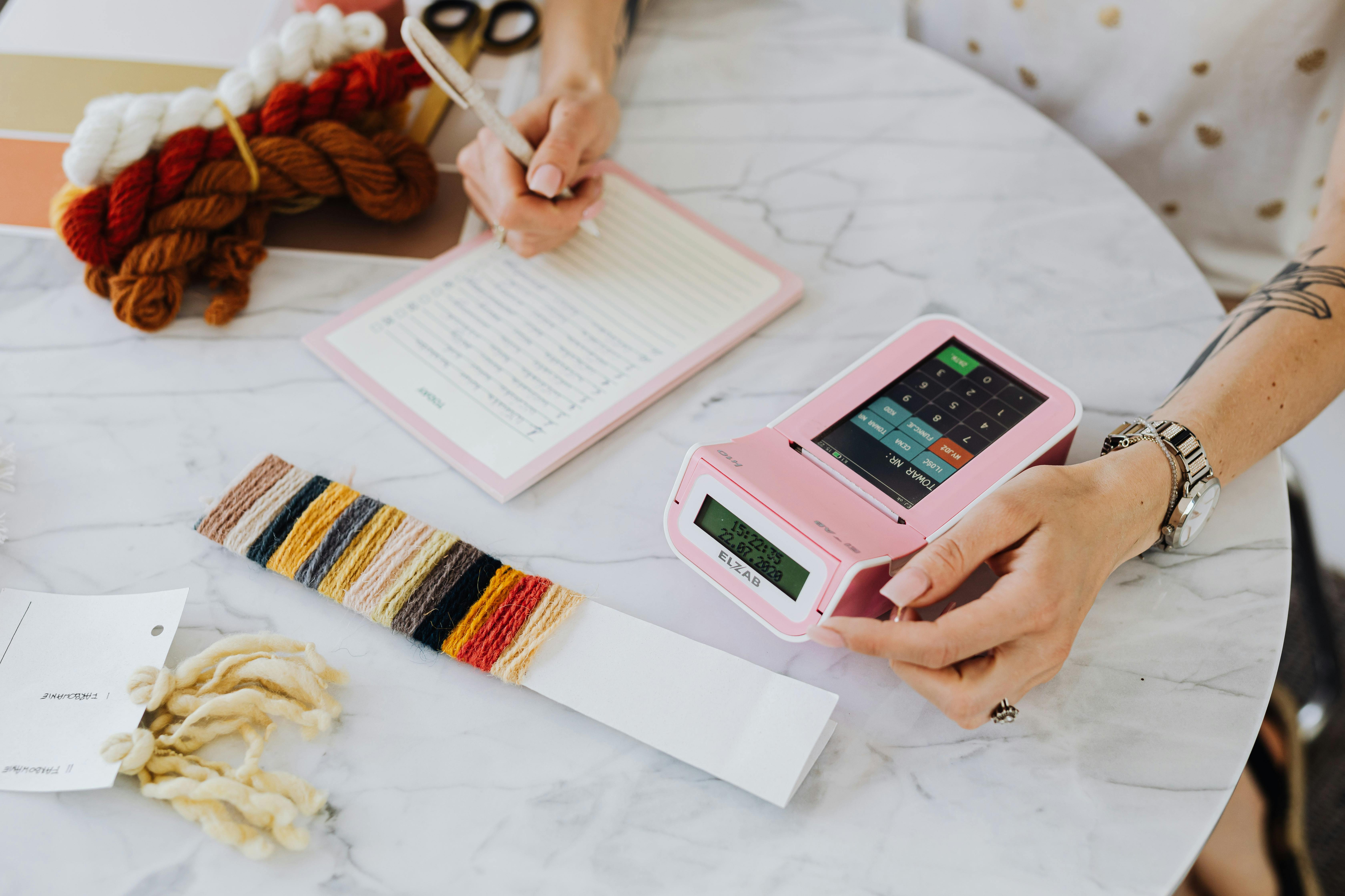 Thread Samples Photos, Download The BEST Free Thread Samples Stock ...