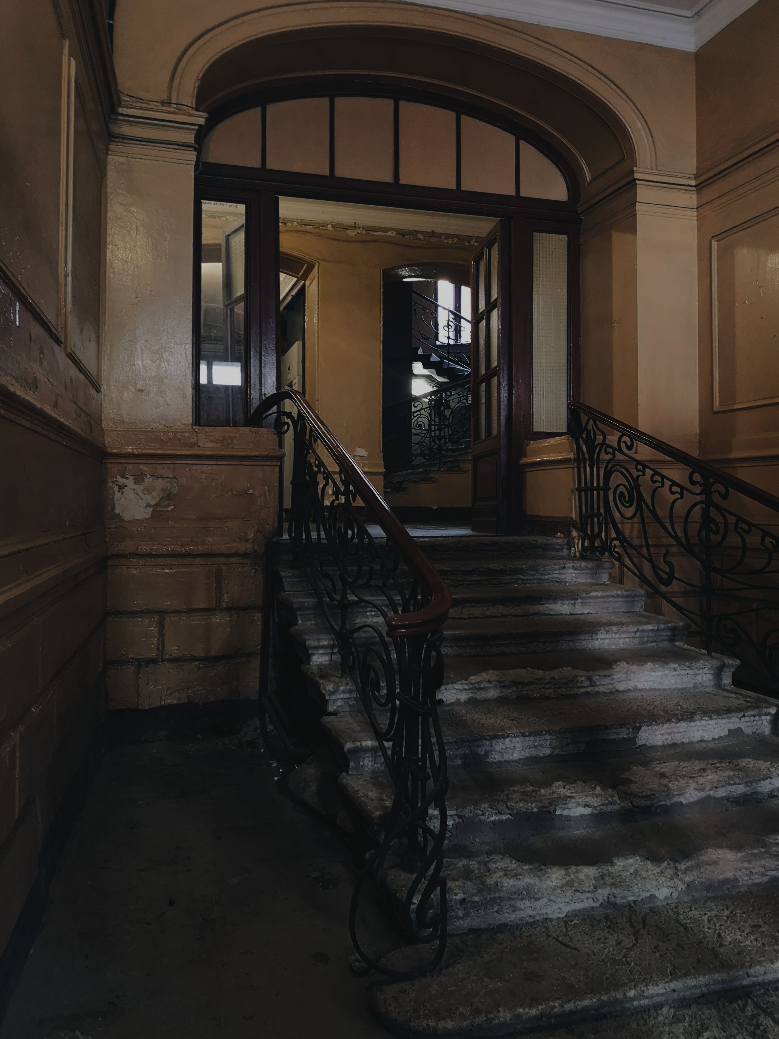 Empty Stair Near Wall · Free Stock Photo
