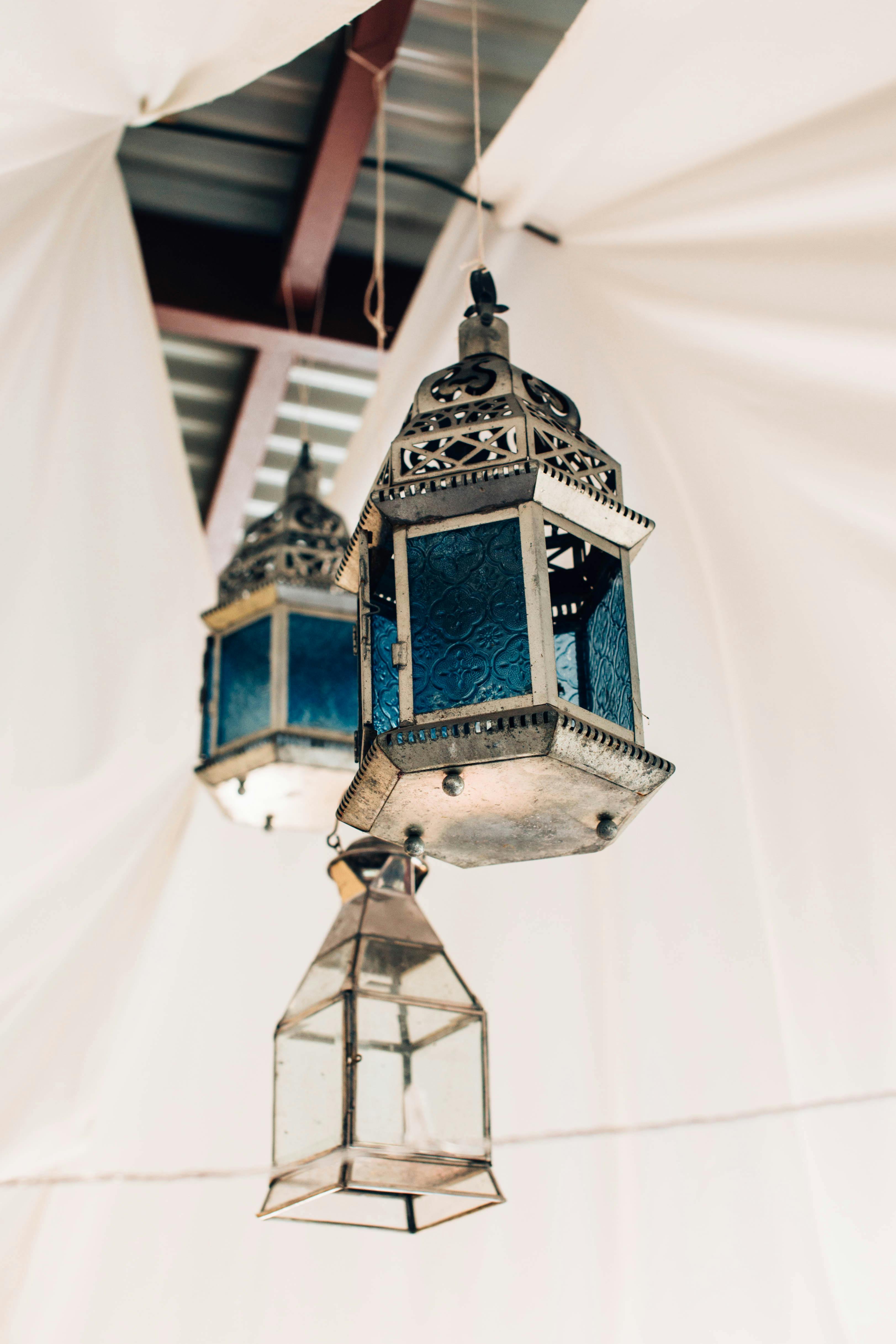 Ornamental Arabic lamps hanging from ceiling · Free Stock Photo
