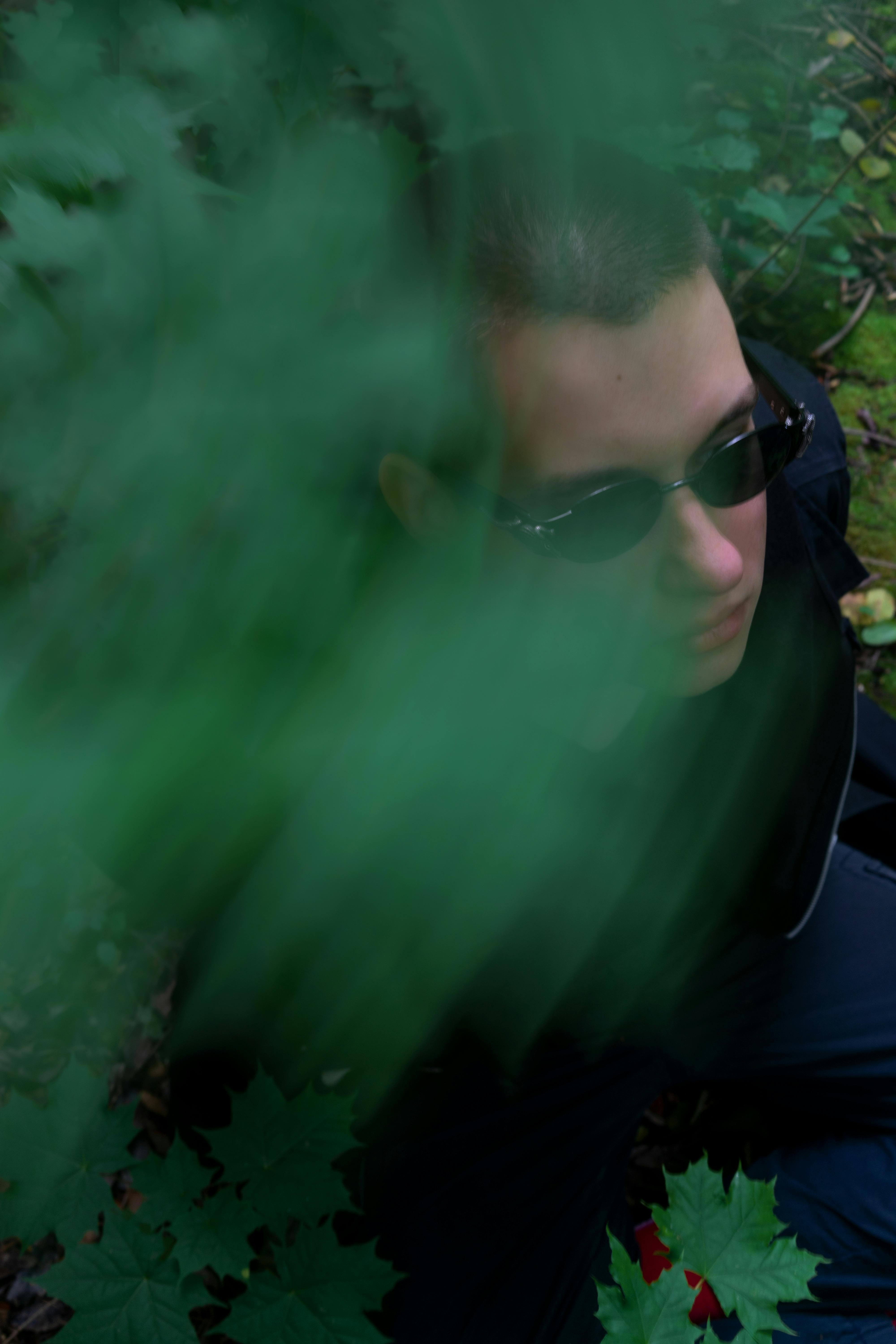 Black Guy Points Photos, Download The BEST Free Black Guy Points Stock ...