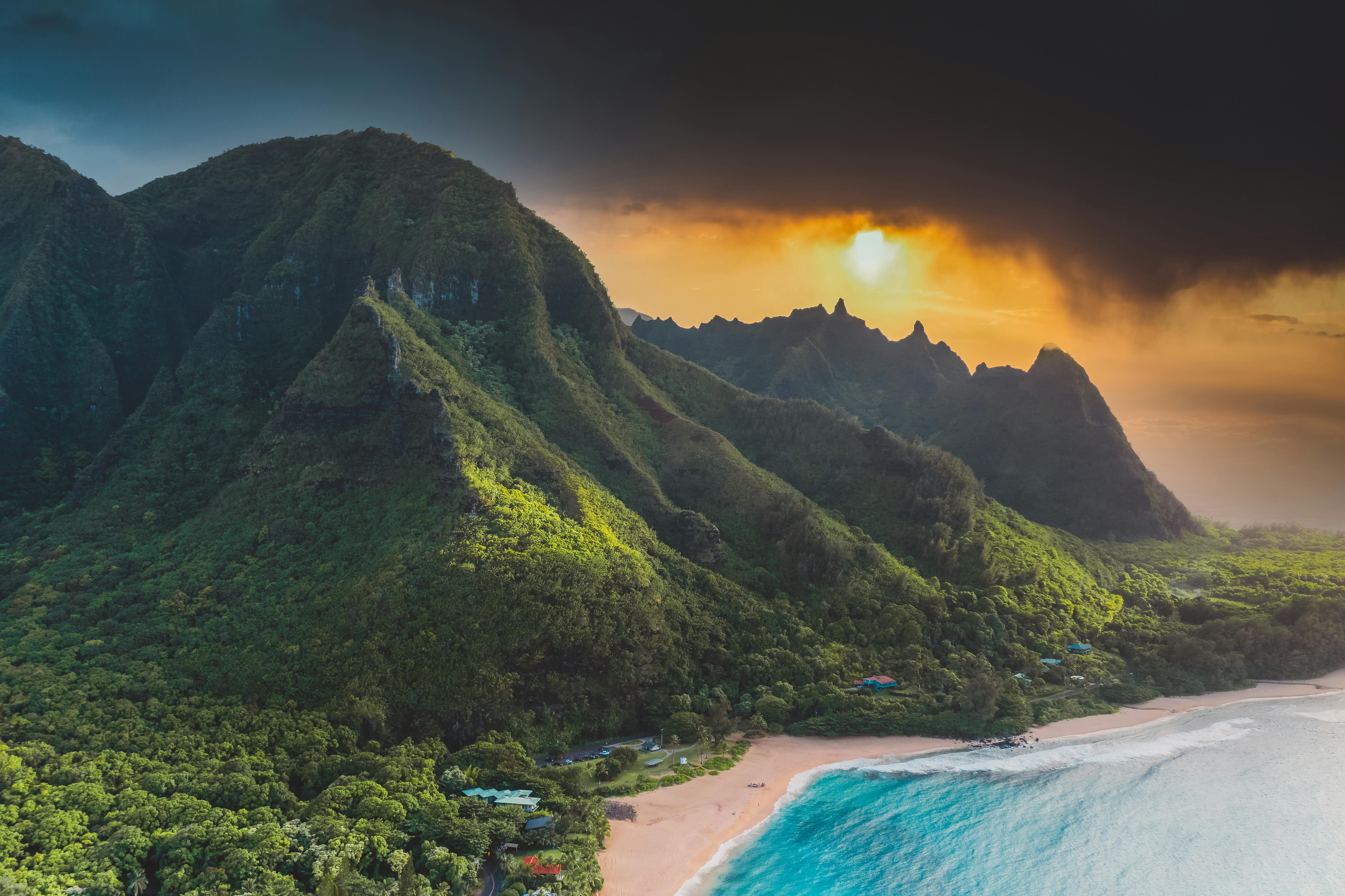 Green Trees on Mountains Beside the Seashore · Free Stock Photo