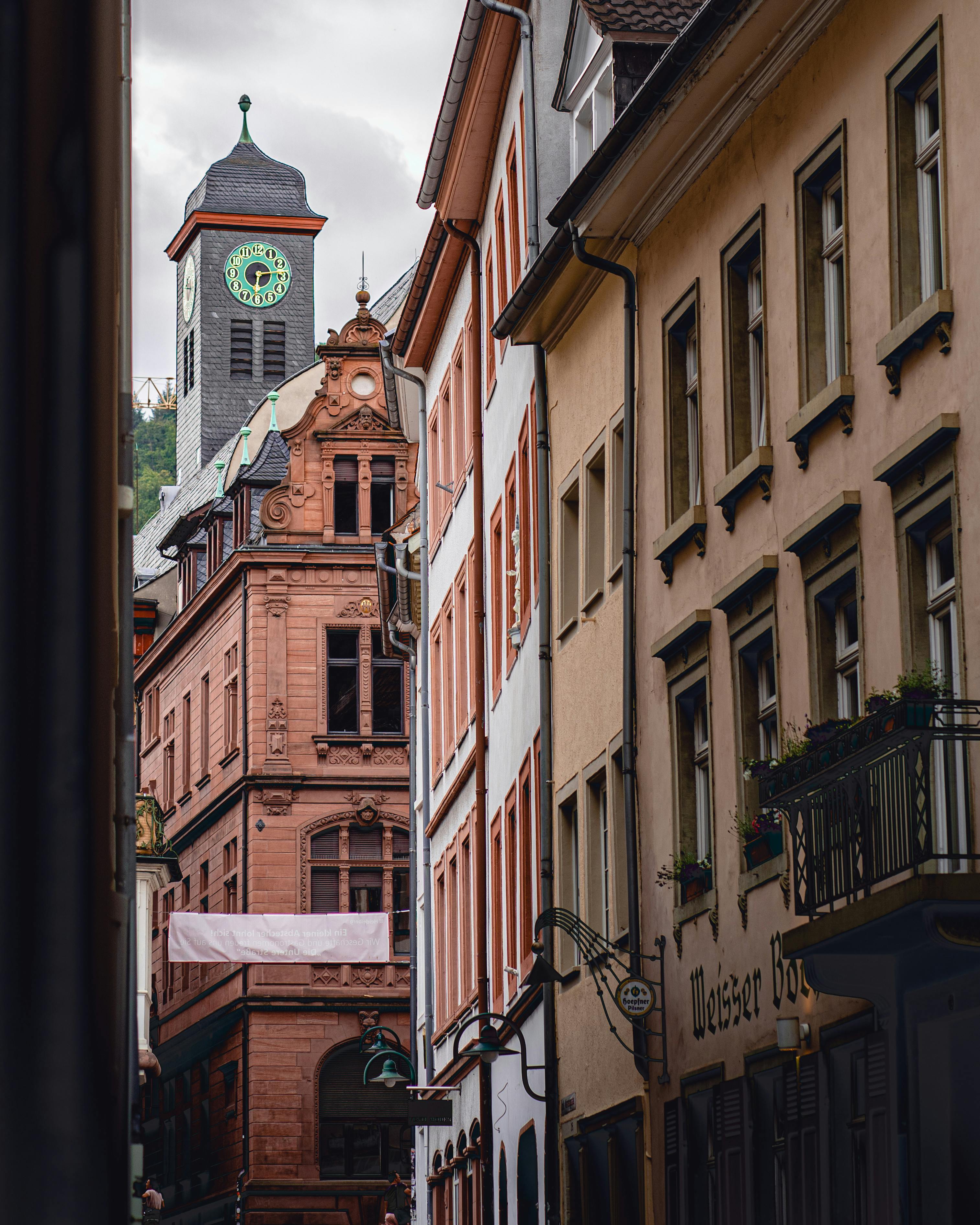 130,955+ Best Free Building exterior Stock Photos & Images · 100% ...