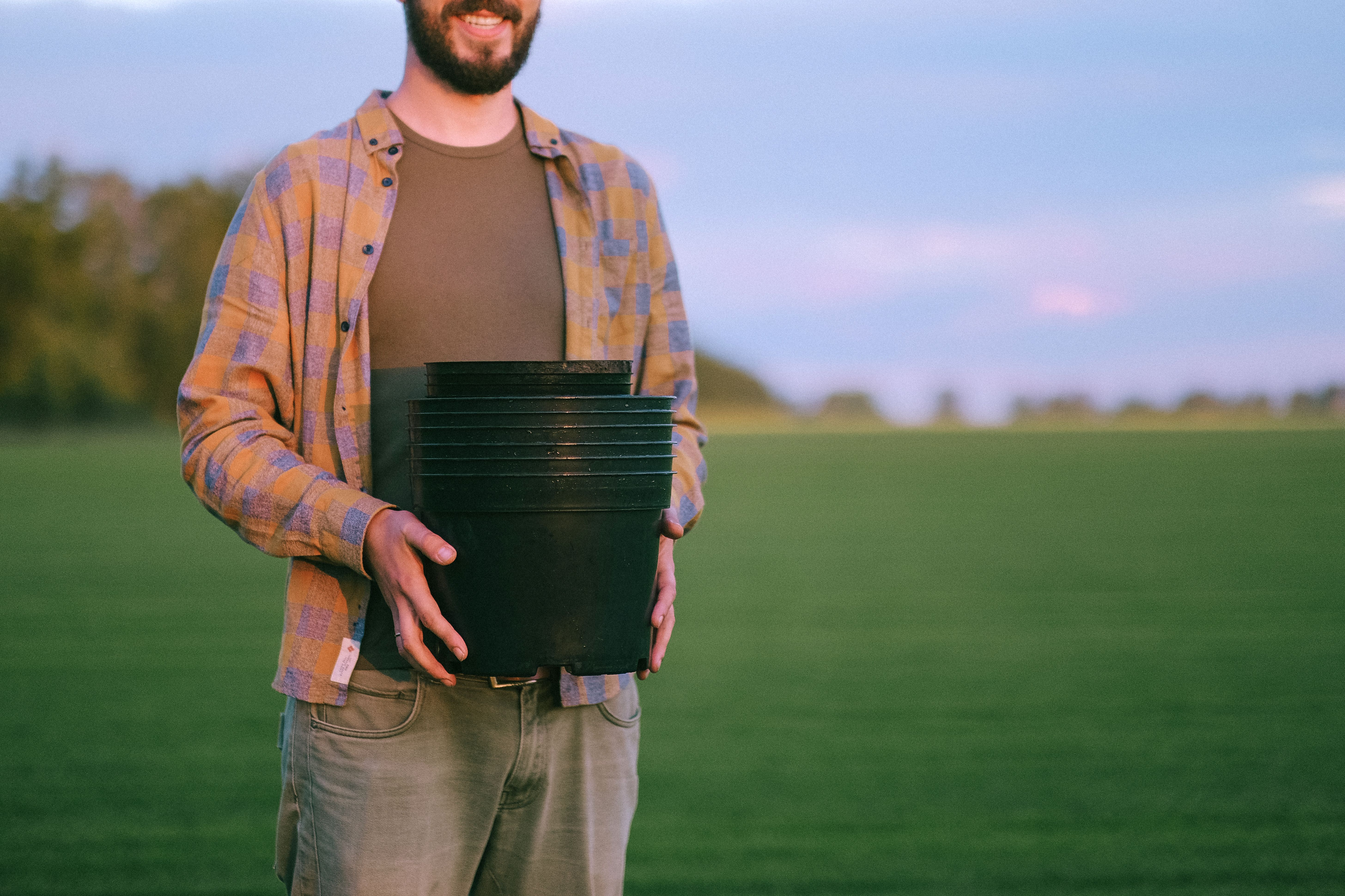Stack Of Pots Photos, Download The BEST Free Stack Of Pots Stock Photos ...