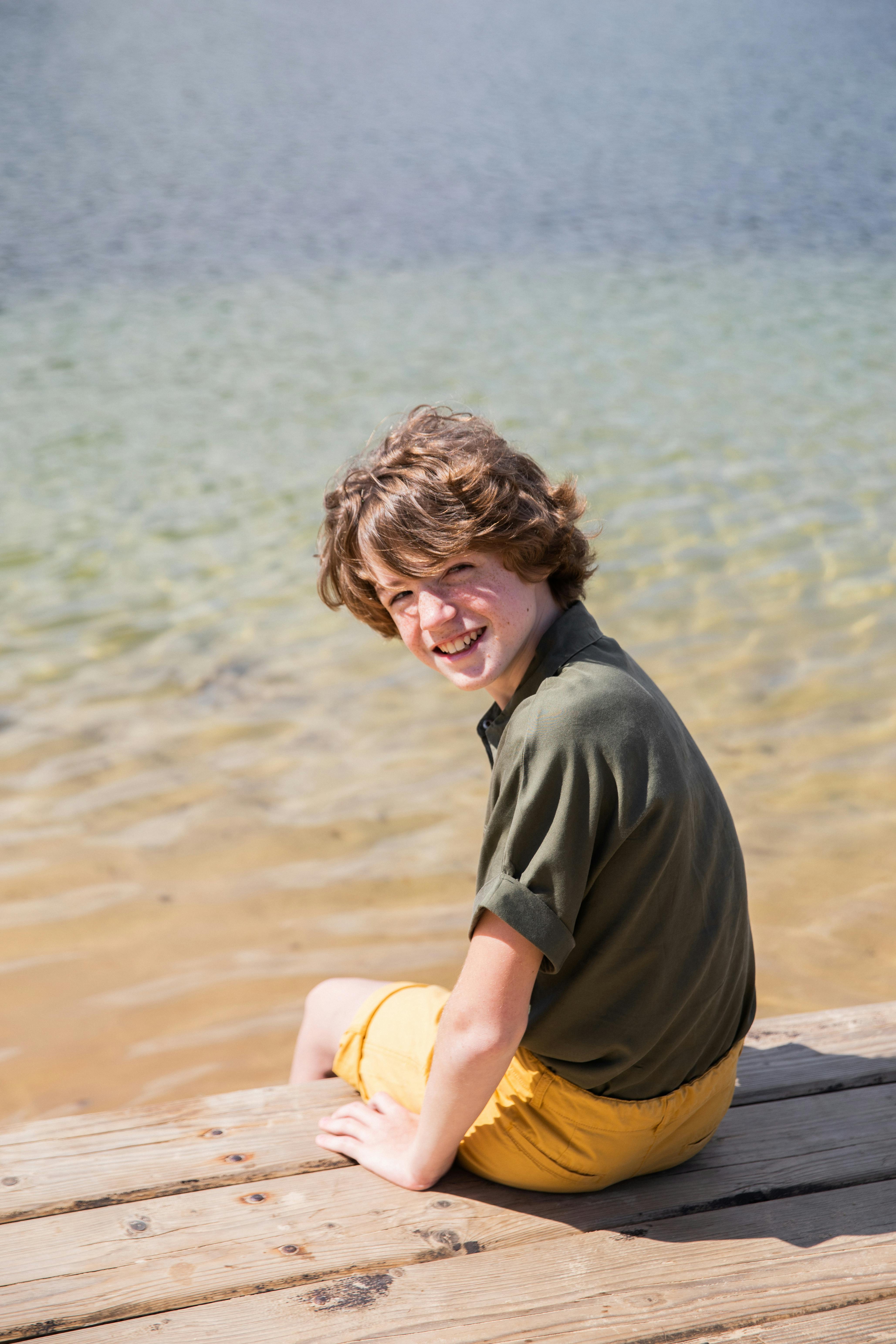 Boy At Pier Photos, Download The BEST Free Boy At Pier Stock Photos ...