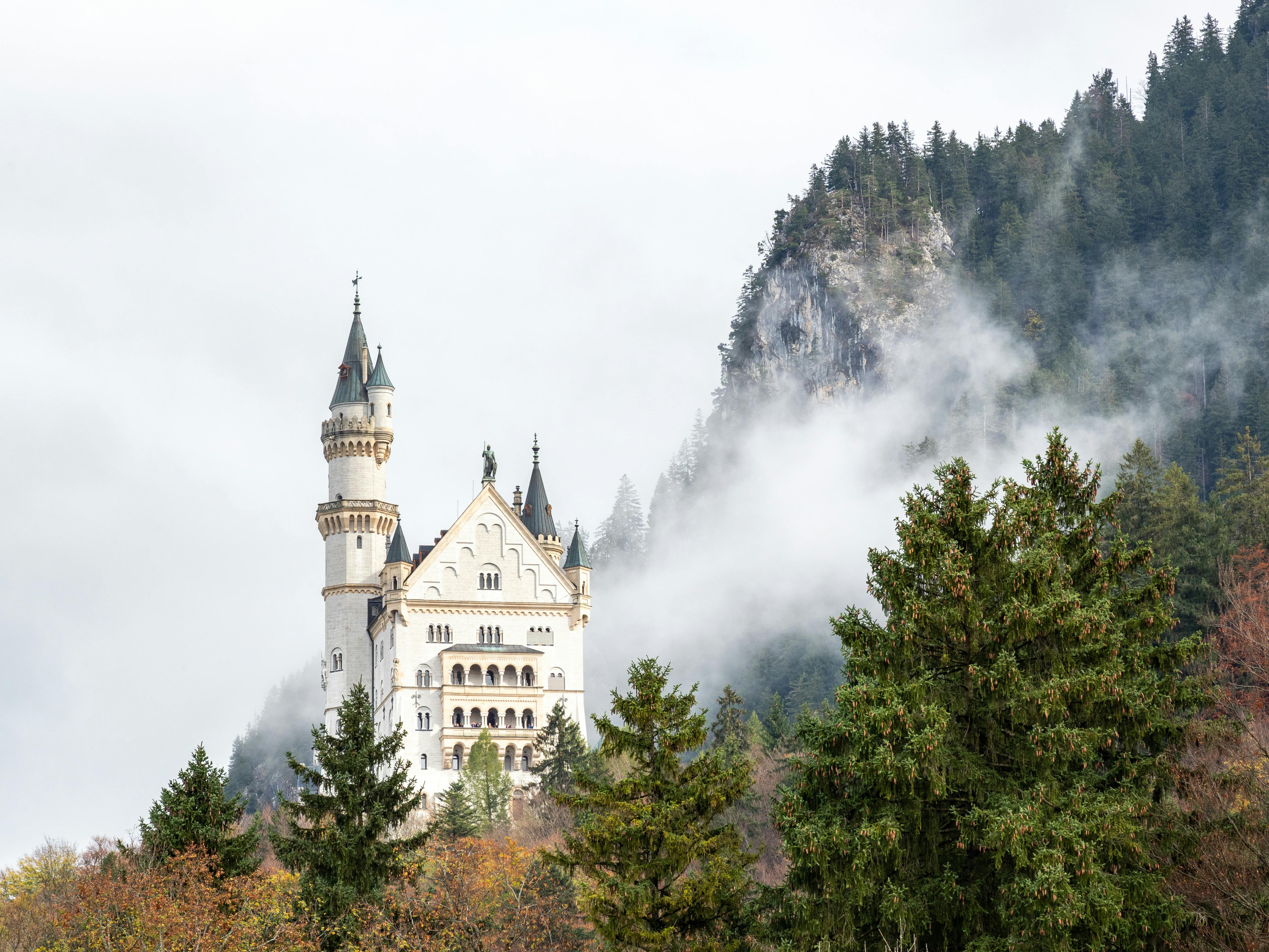 White and Blue Castle · Free Stock Photo