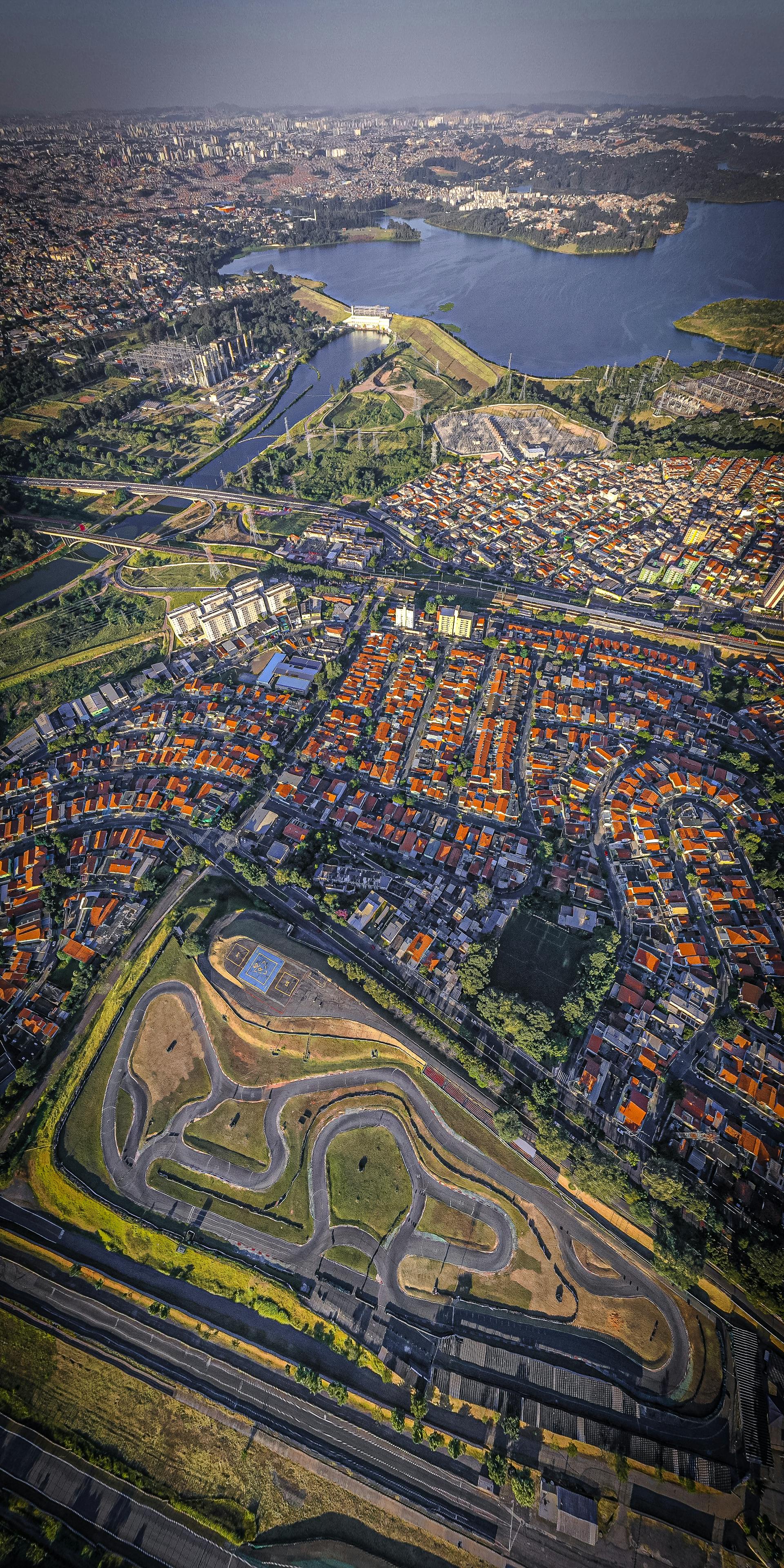 City Race Track Photos, Download The BEST Free City Race Track Stock ...