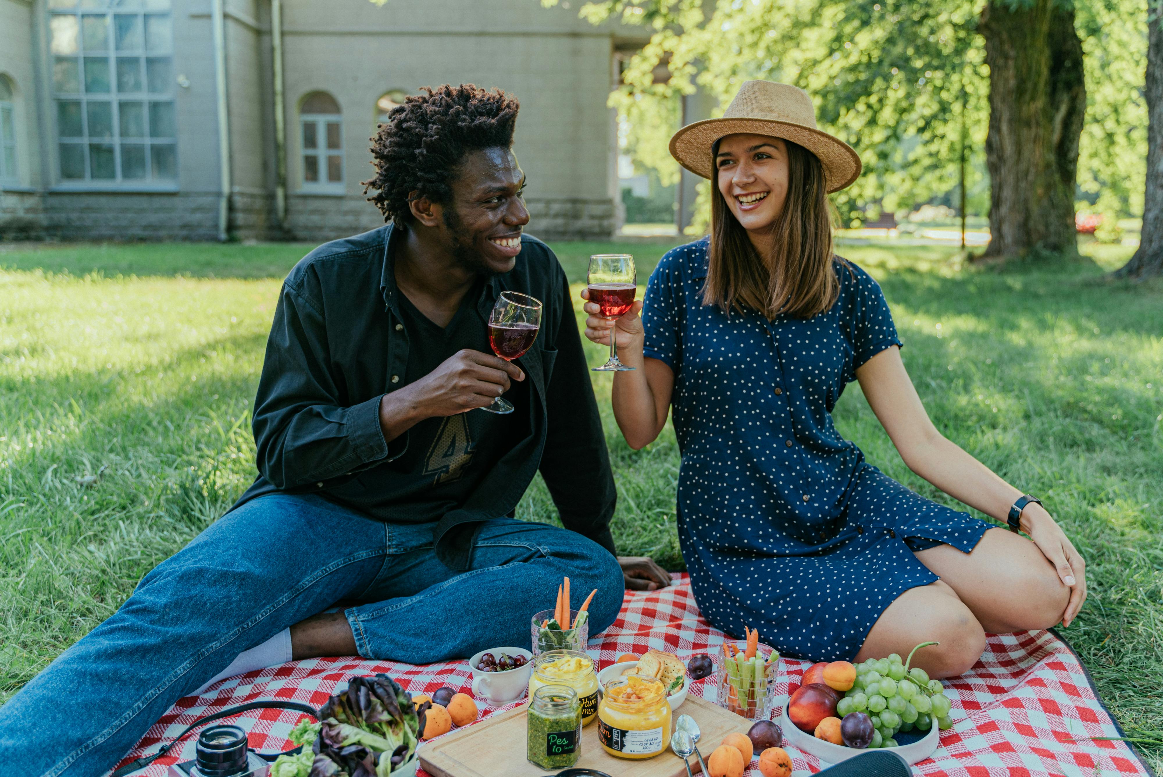 People Having a Picnic · Free Stock Photo
