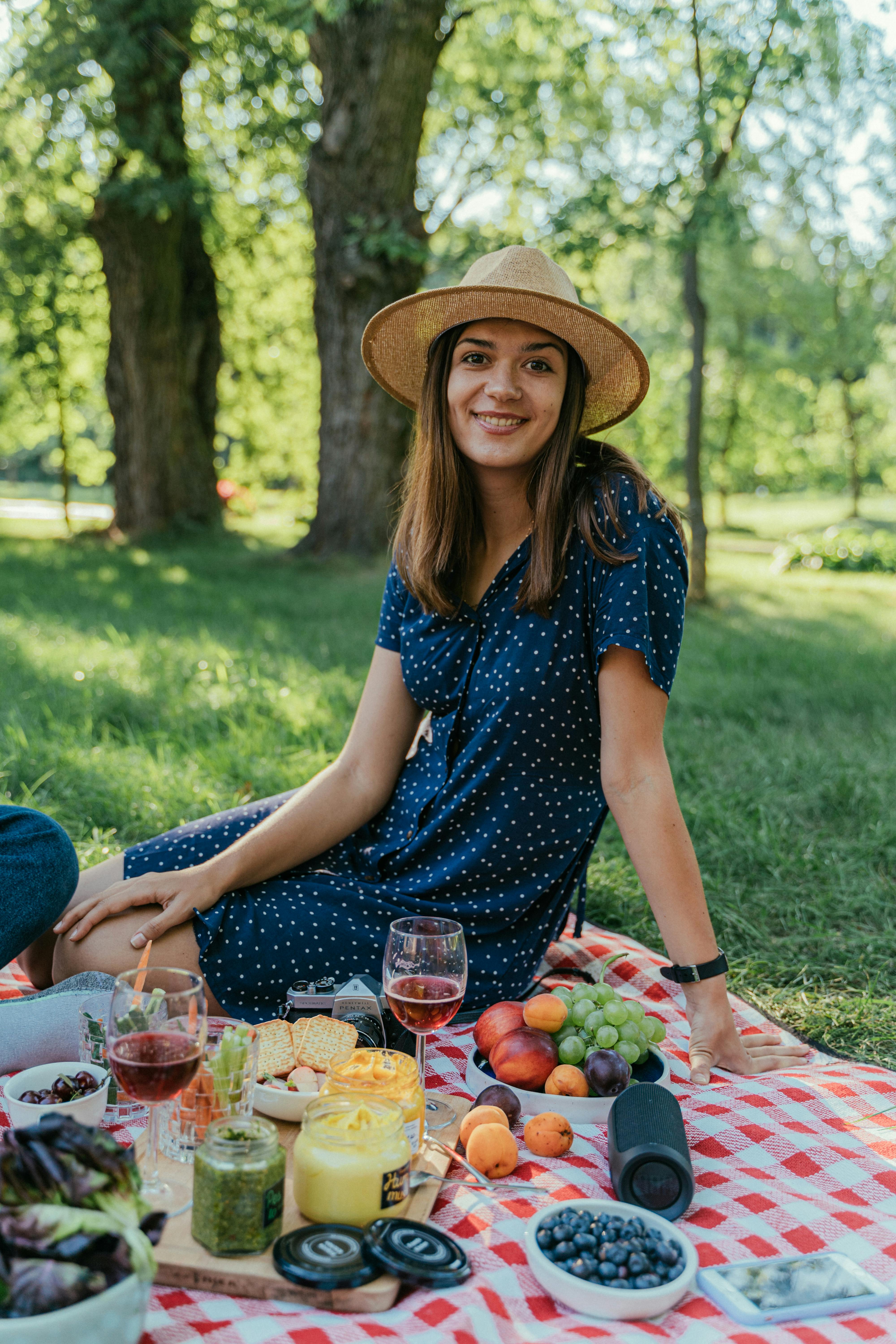 5,000+ Best Picnic Photos · 100% Free Download · Pexels Stock Photos
