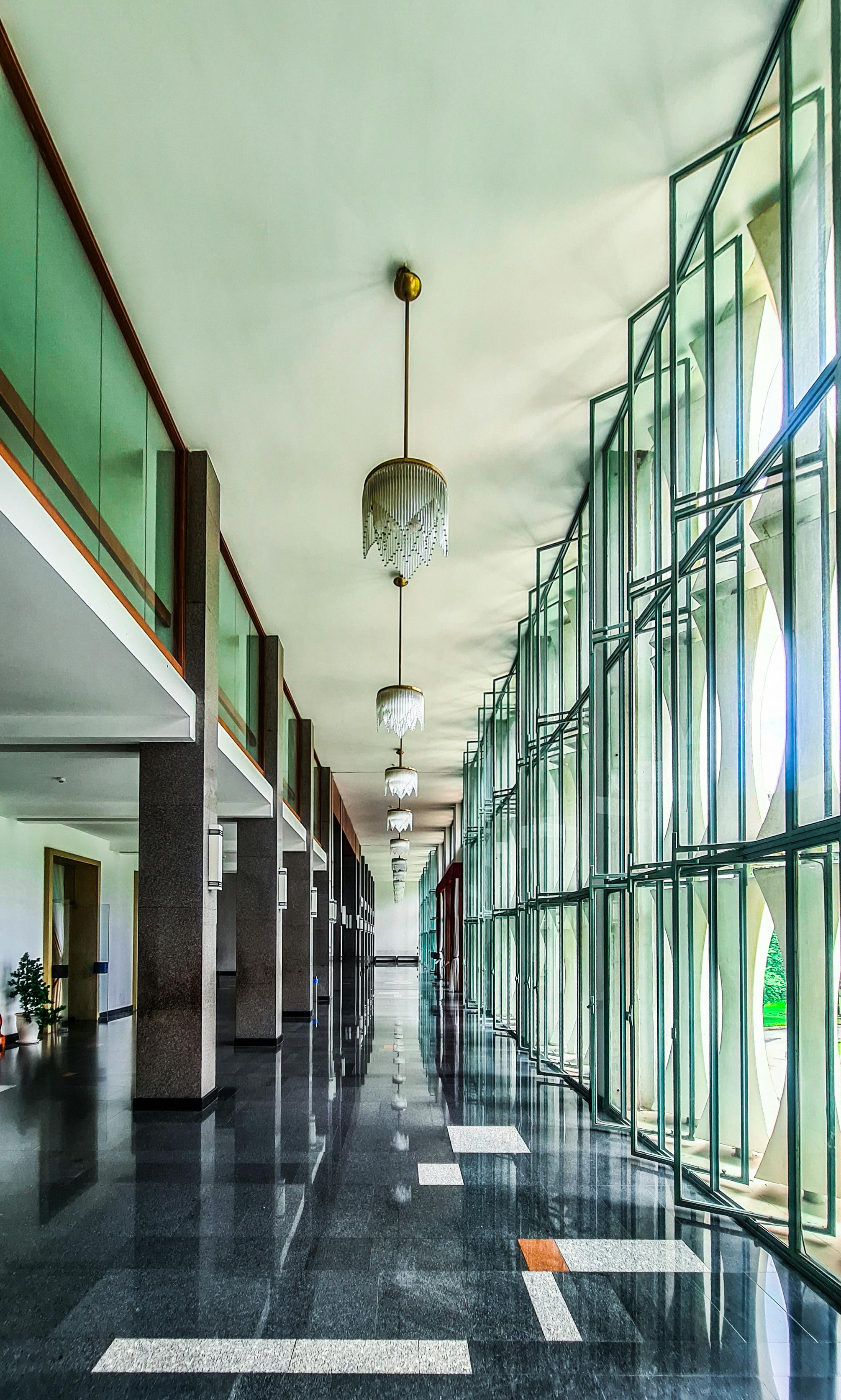 Hallway of a Building · Free Stock Photo