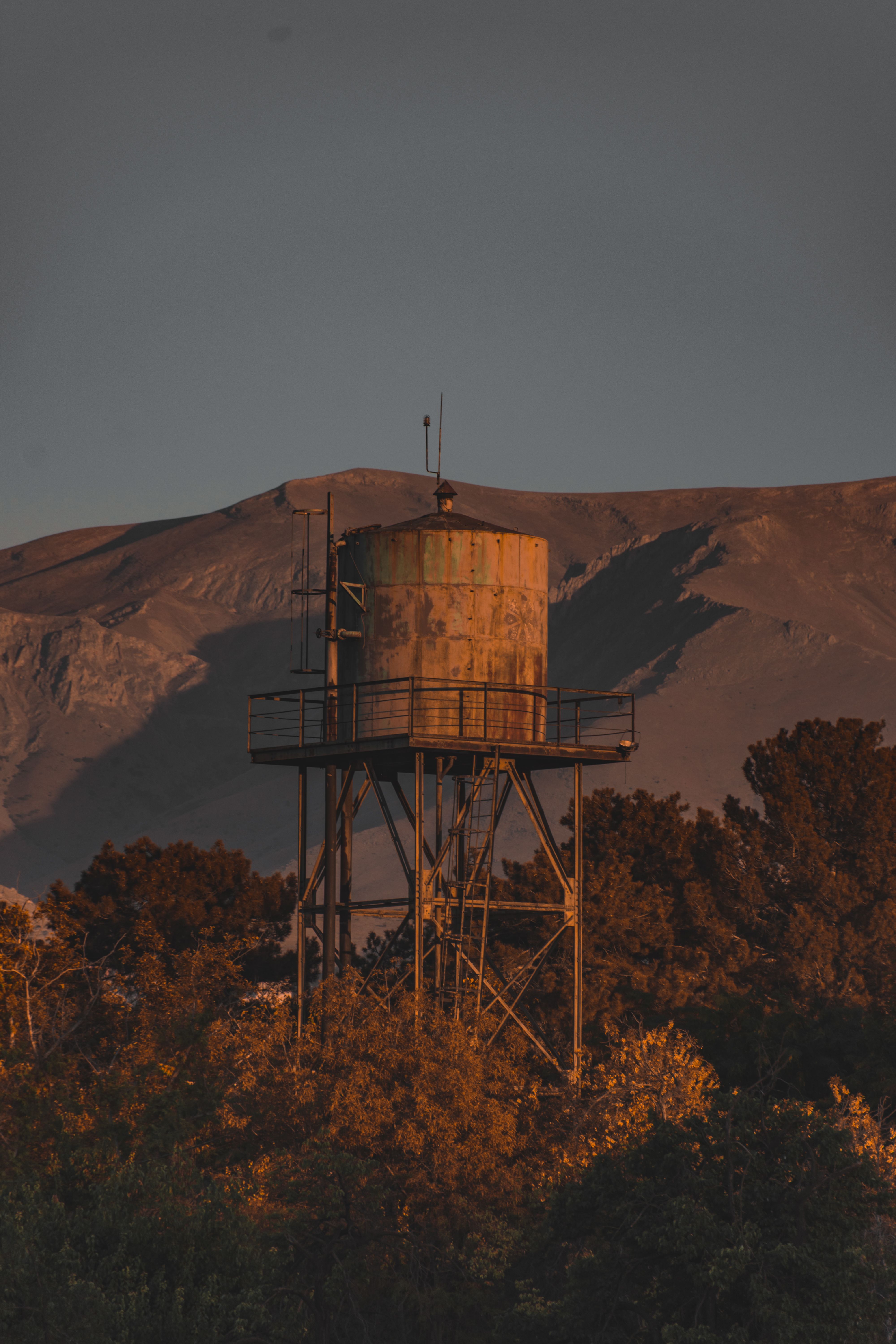 100,000+ Best Water Tank Photos · 100% Free Download · Pexels Stock Photos
