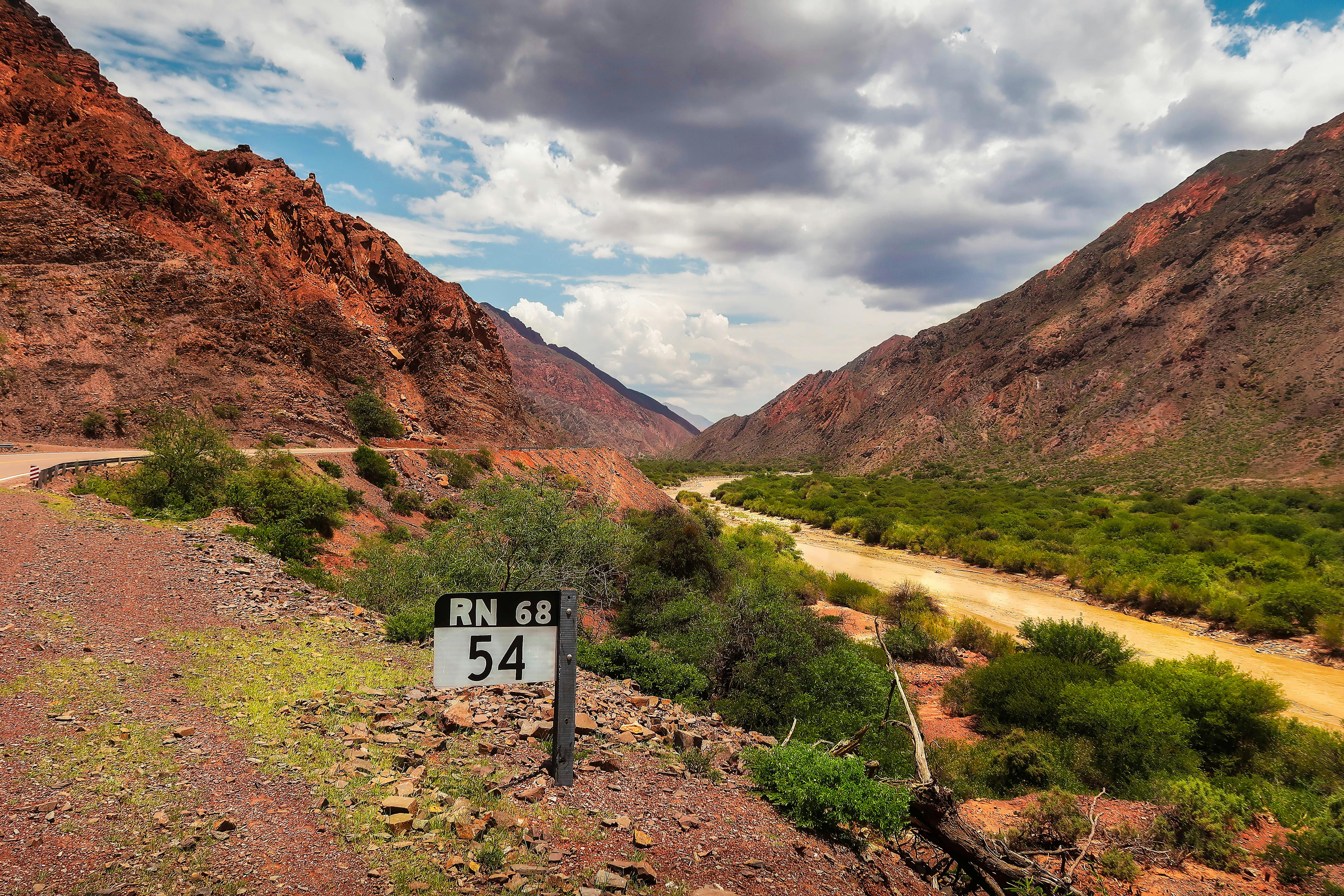 Road Sign on the Dirt Ground · Free Stock Photo