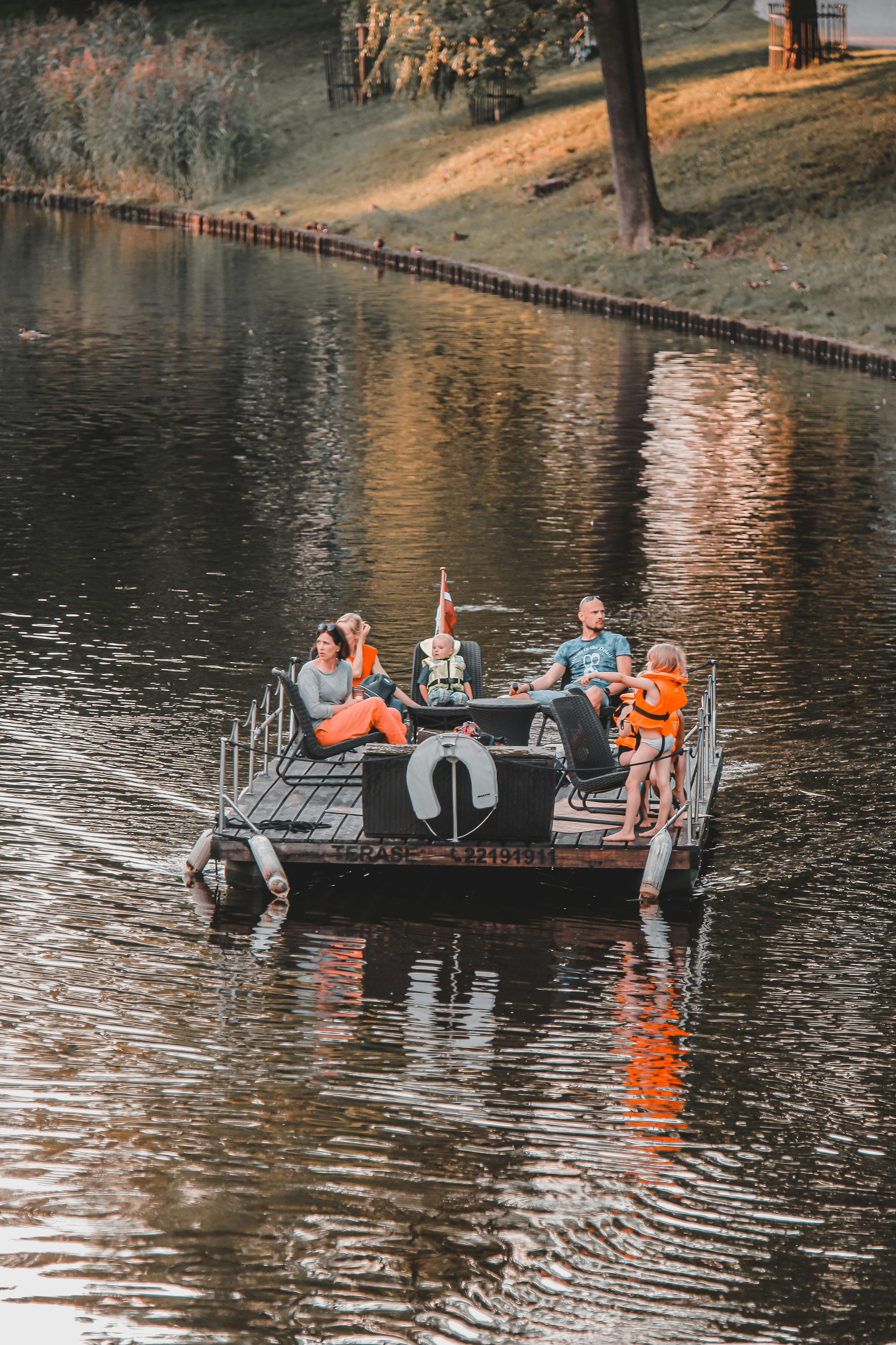 Floating Platform Photos, Download The BEST Free Floating Platform ...