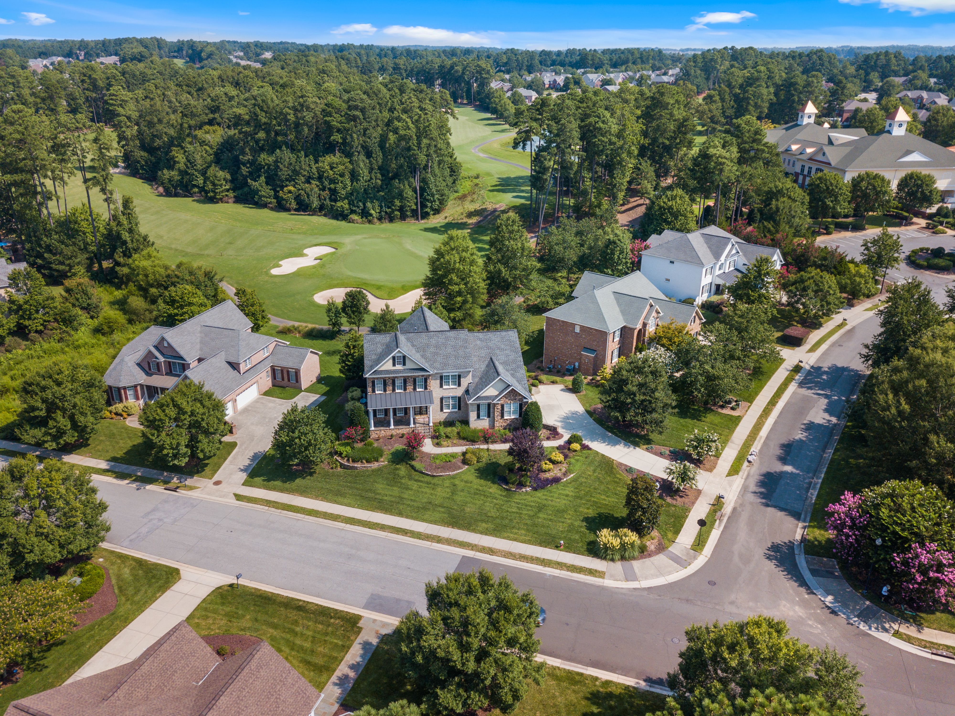 Aerial Shot of Houses · Free Stock Photo