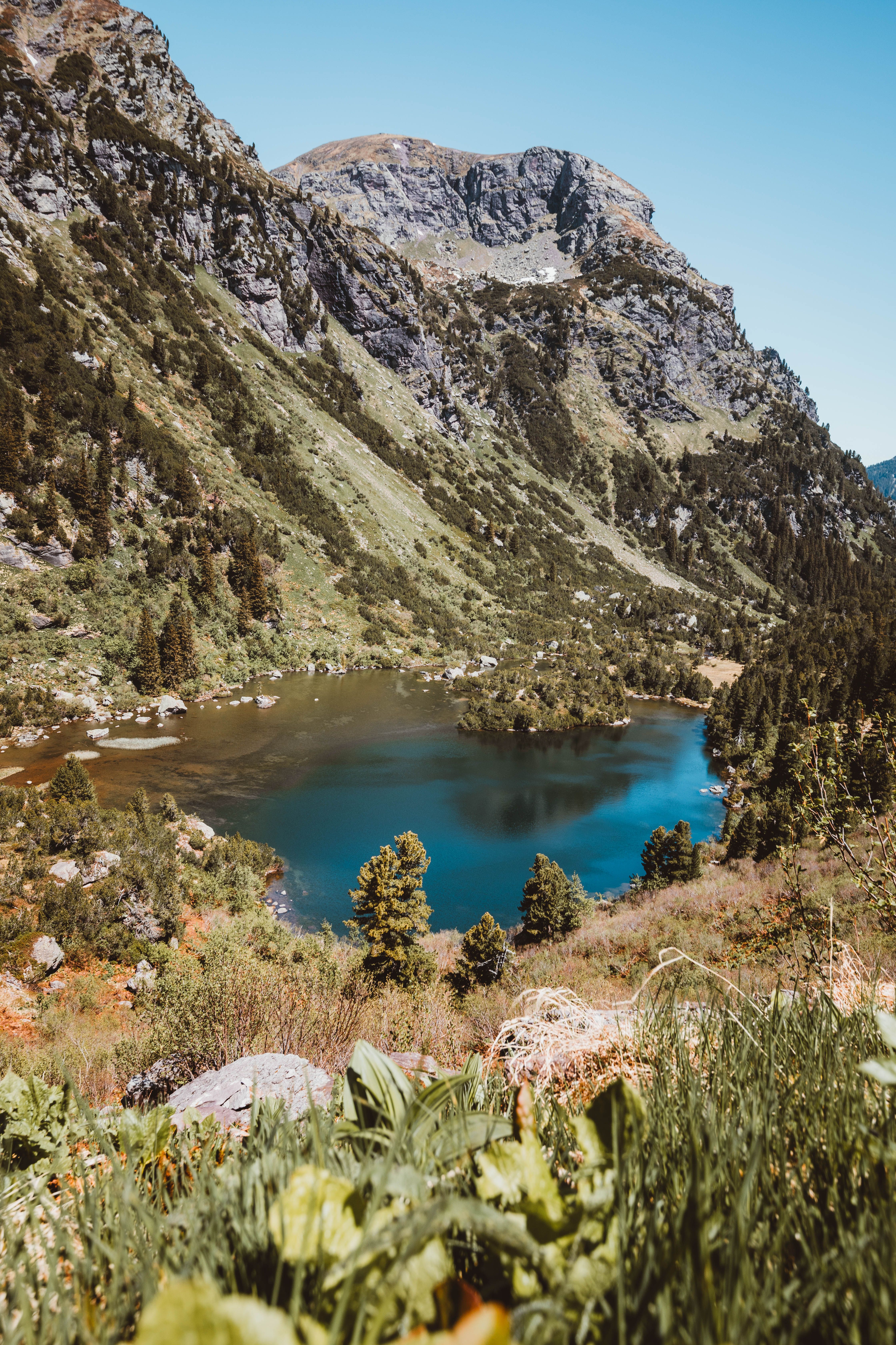 Lake in the Middle of Rocky Mountains · Free Stock Photo