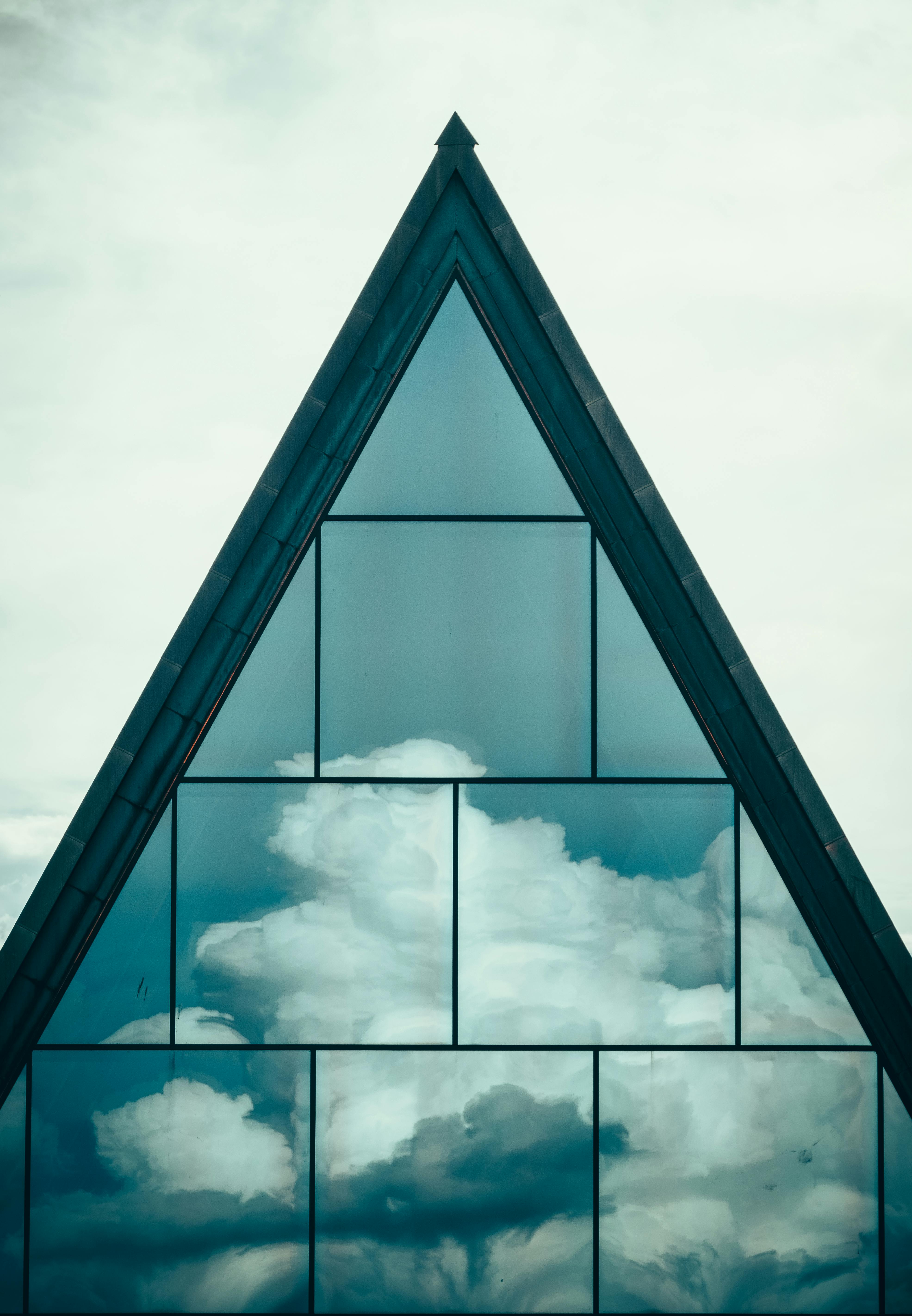 Corner roof of house with glass facade · Free Stock Photo