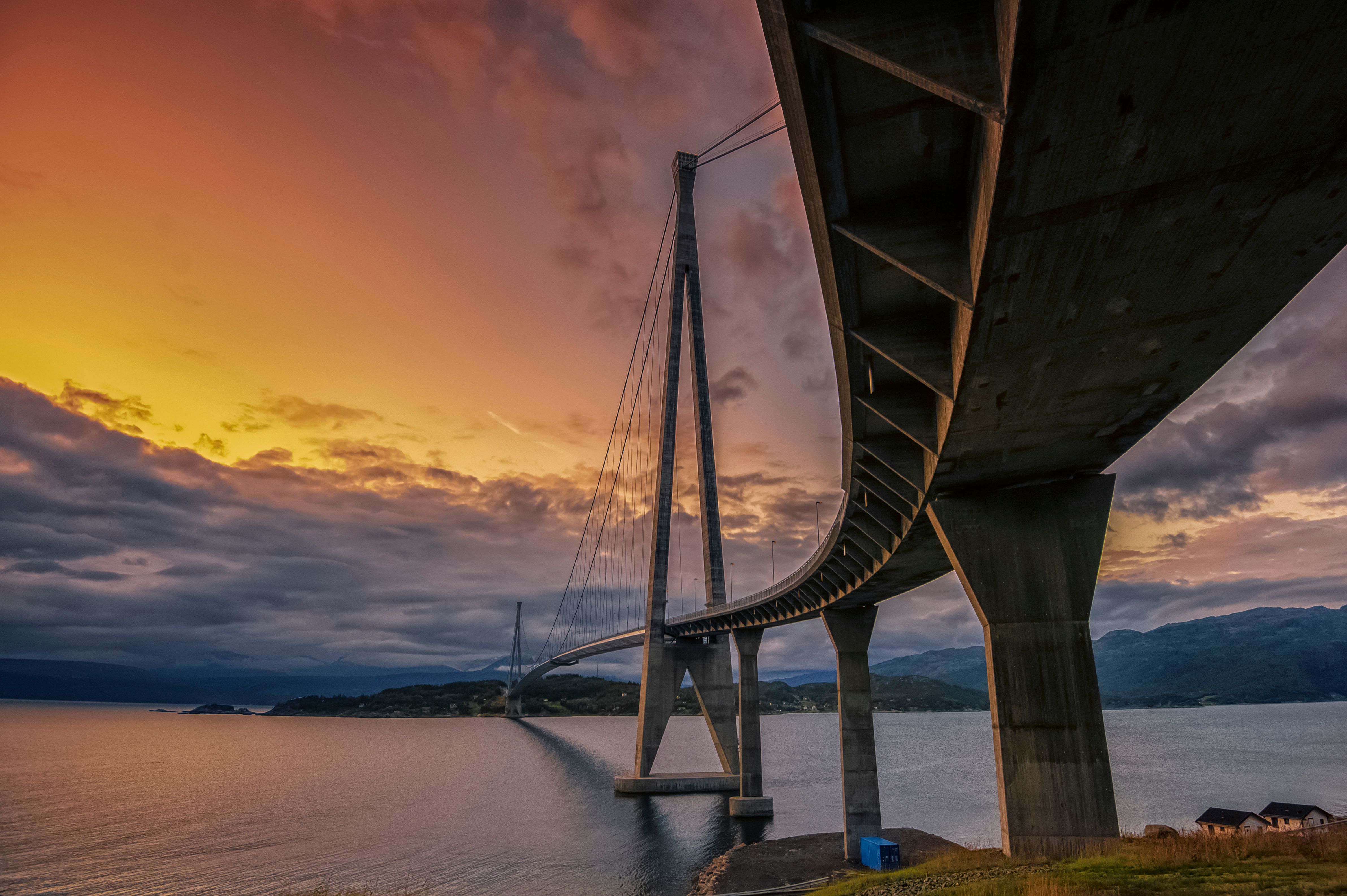 Suspension Bridge at Sunset · Free Stock Photo
