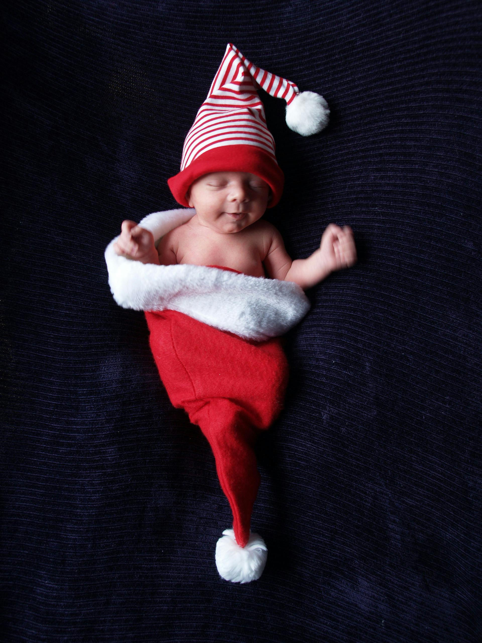 Faces 28 Photos & Videos Collected by Christopher Moon