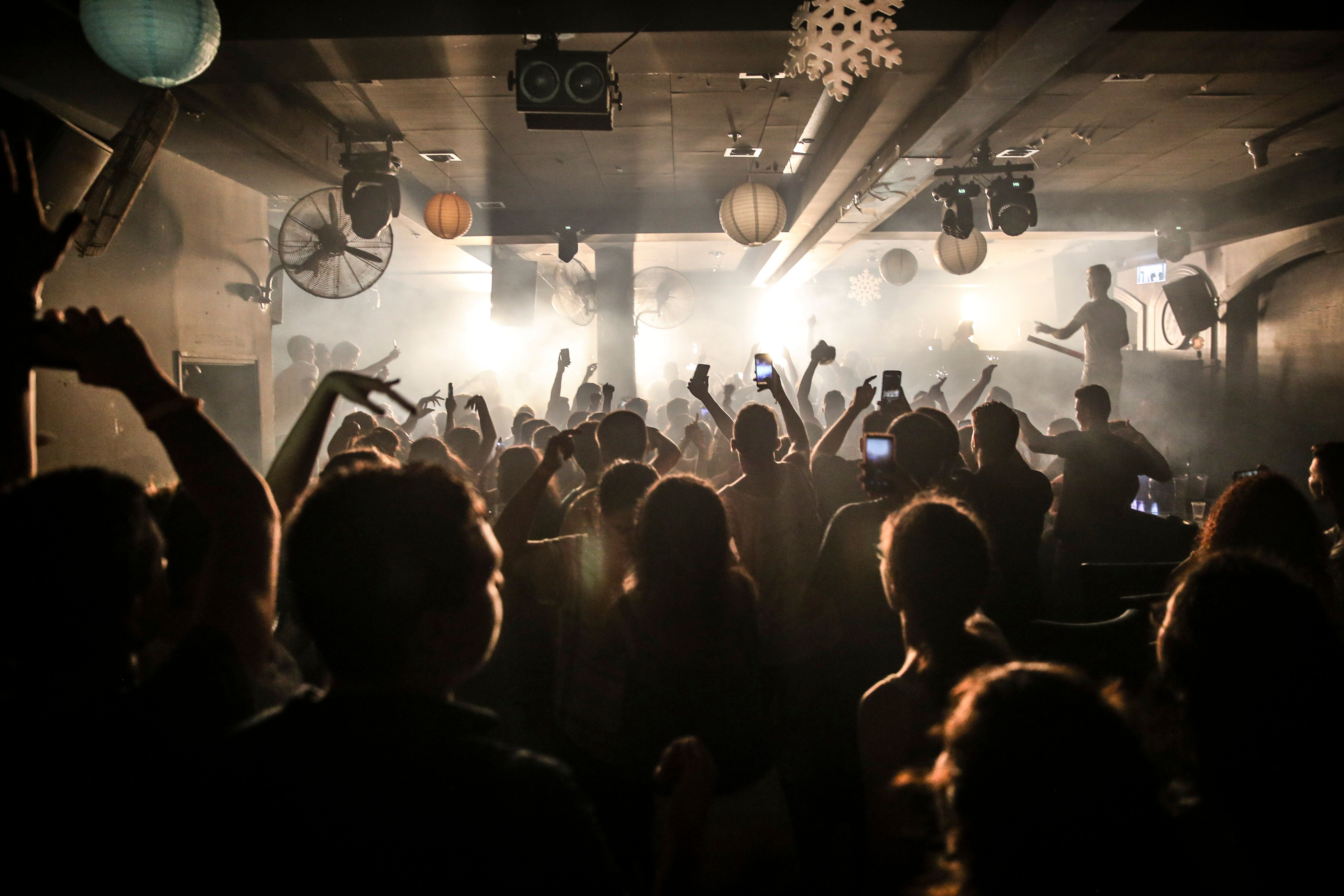 People and Band Playing on Concert · Free Stock Photo