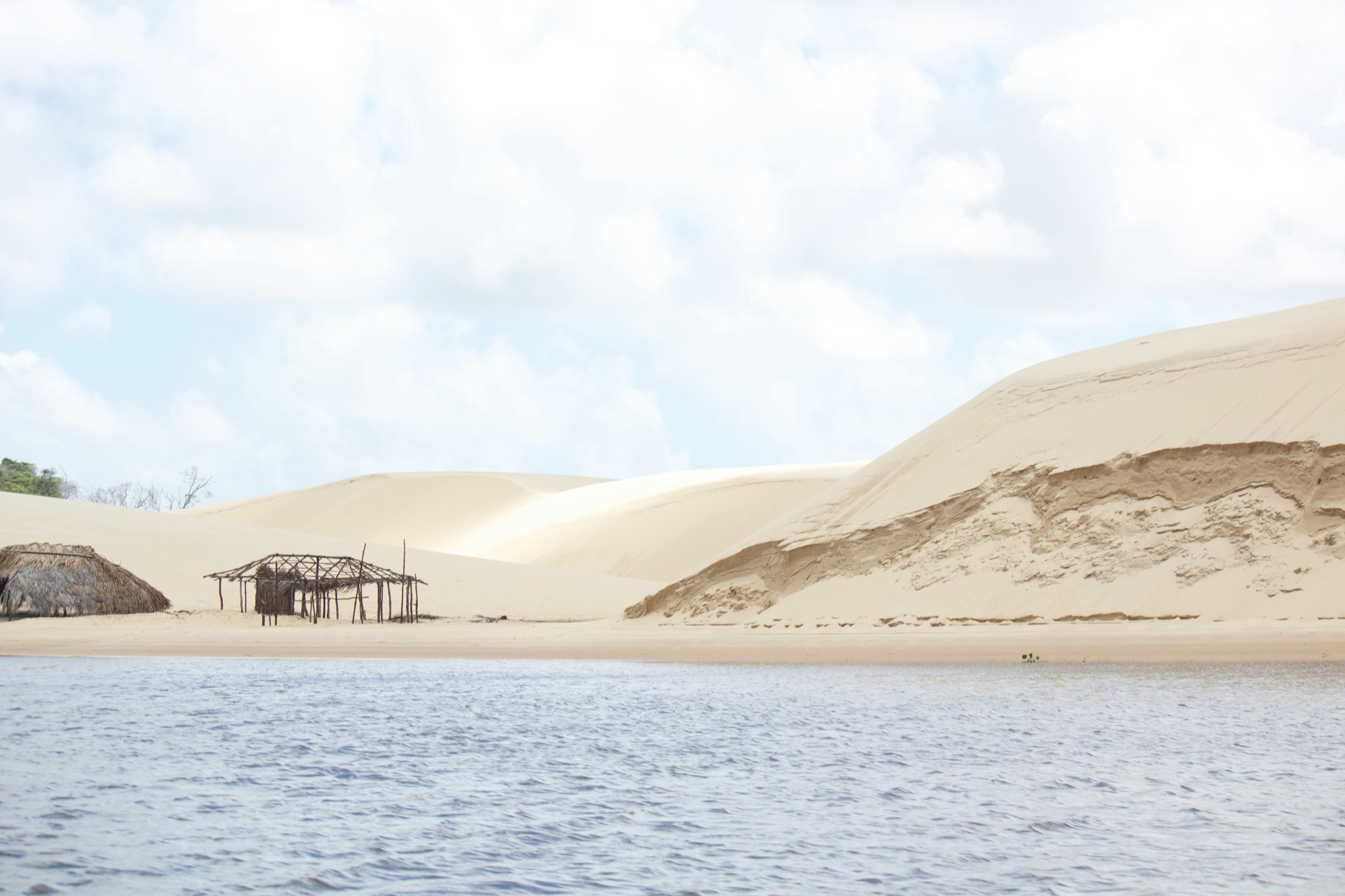 Shed on Sea Shore · Free Stock Photo