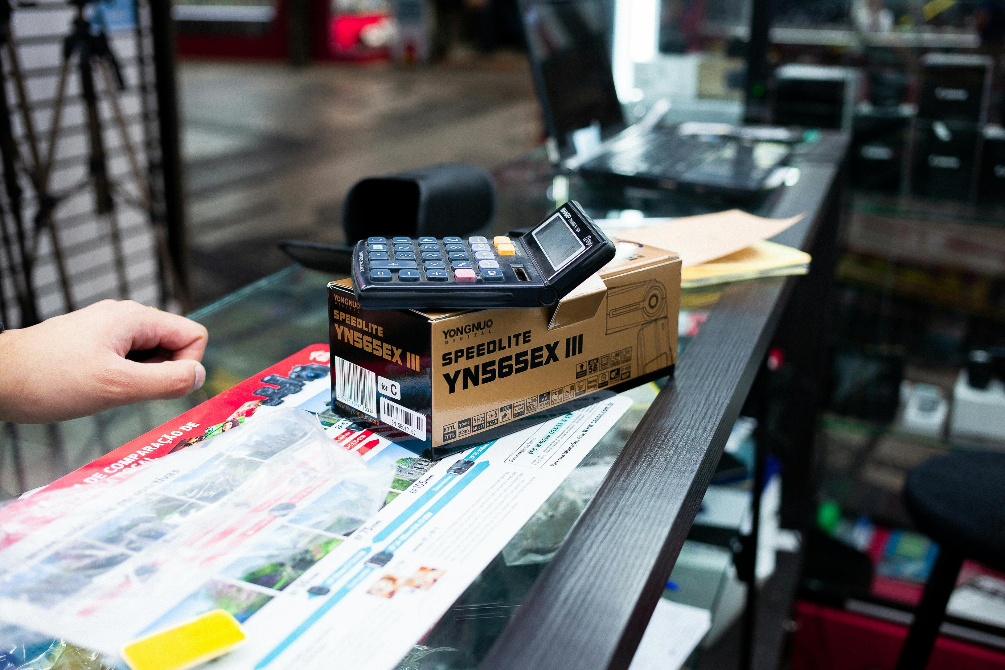 5,467+ Best Free Buying and selling Stock Photos & Images · 100% ...