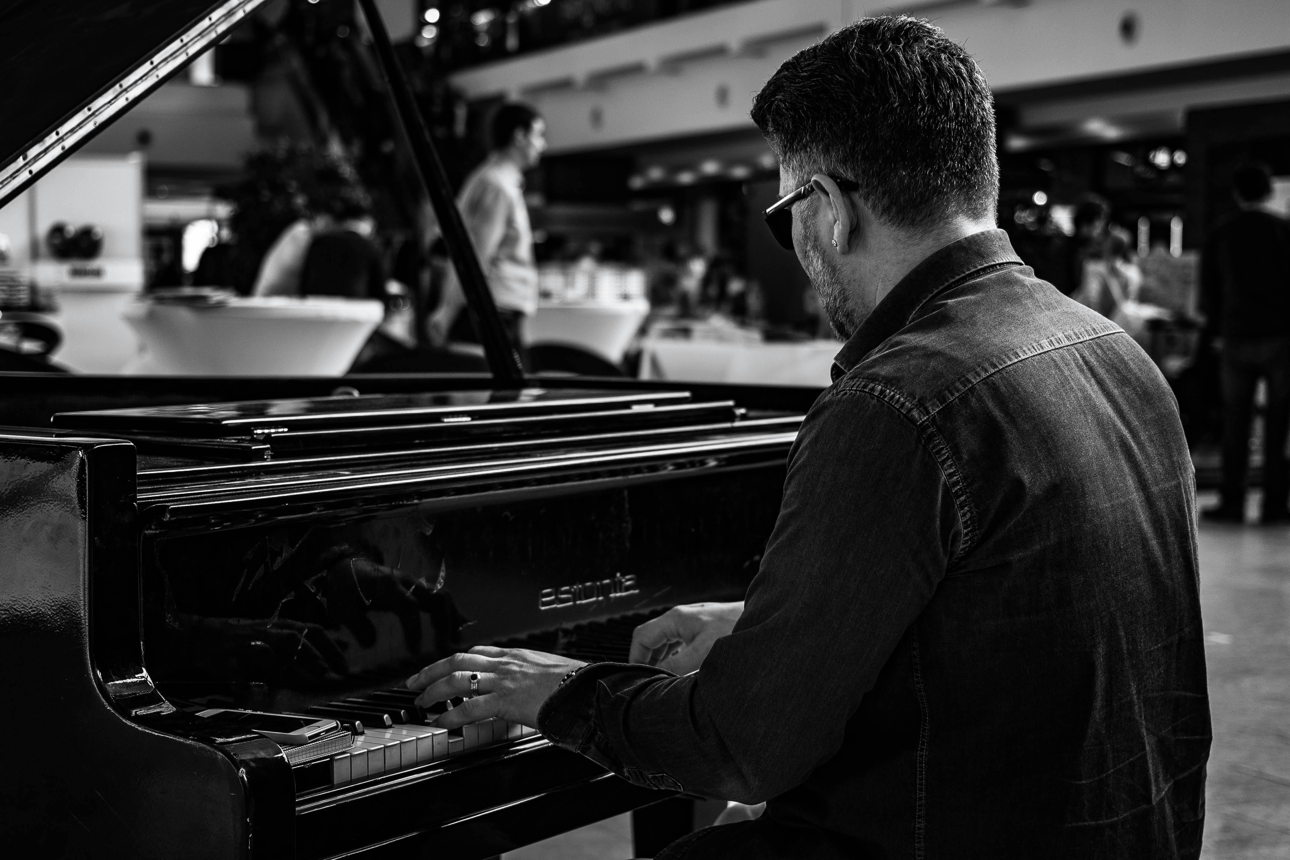10,000+ Best Piano Performance Photos · 100% Free Download · Pexels ...