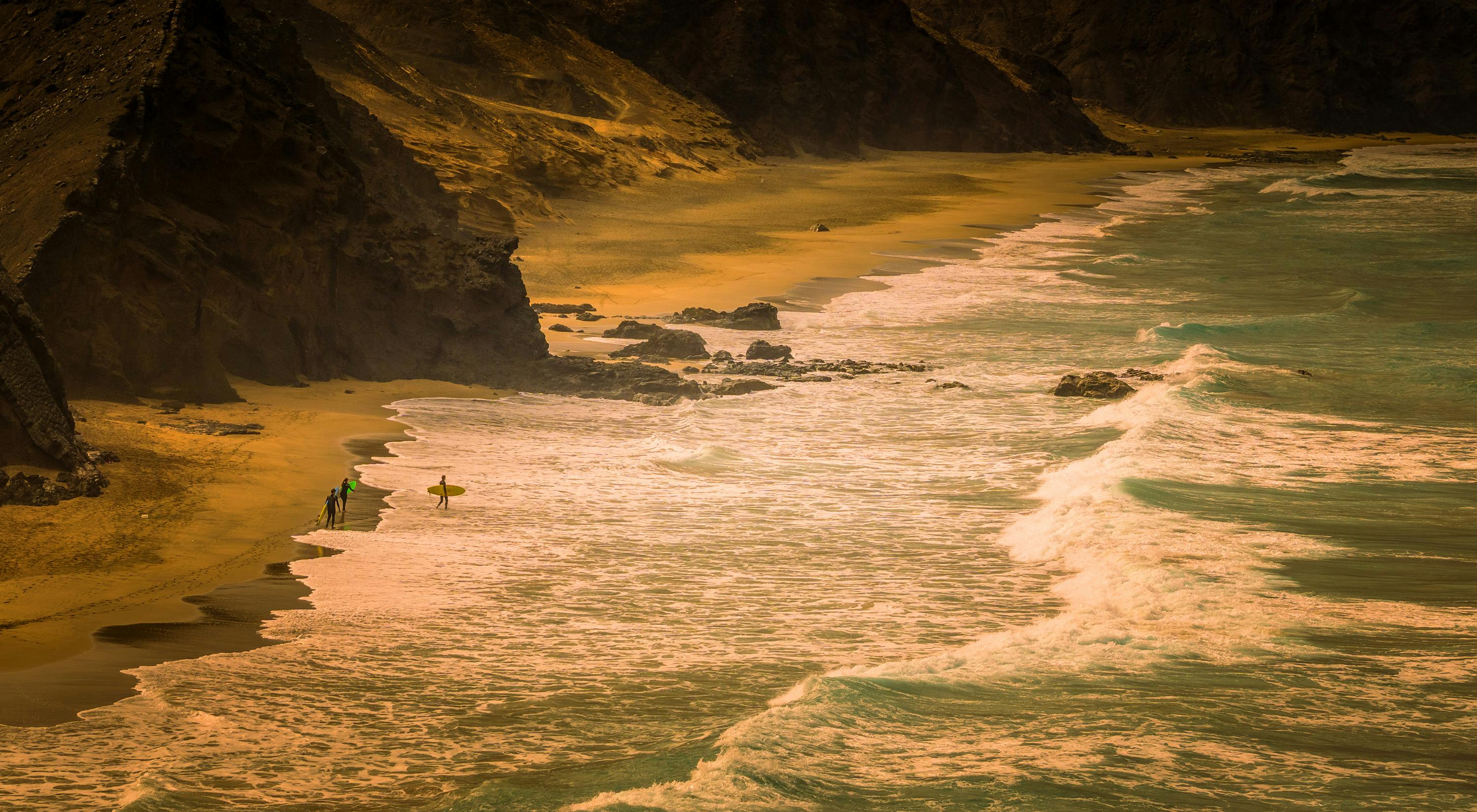 Platform on Sea Coast · Free Stock Photo