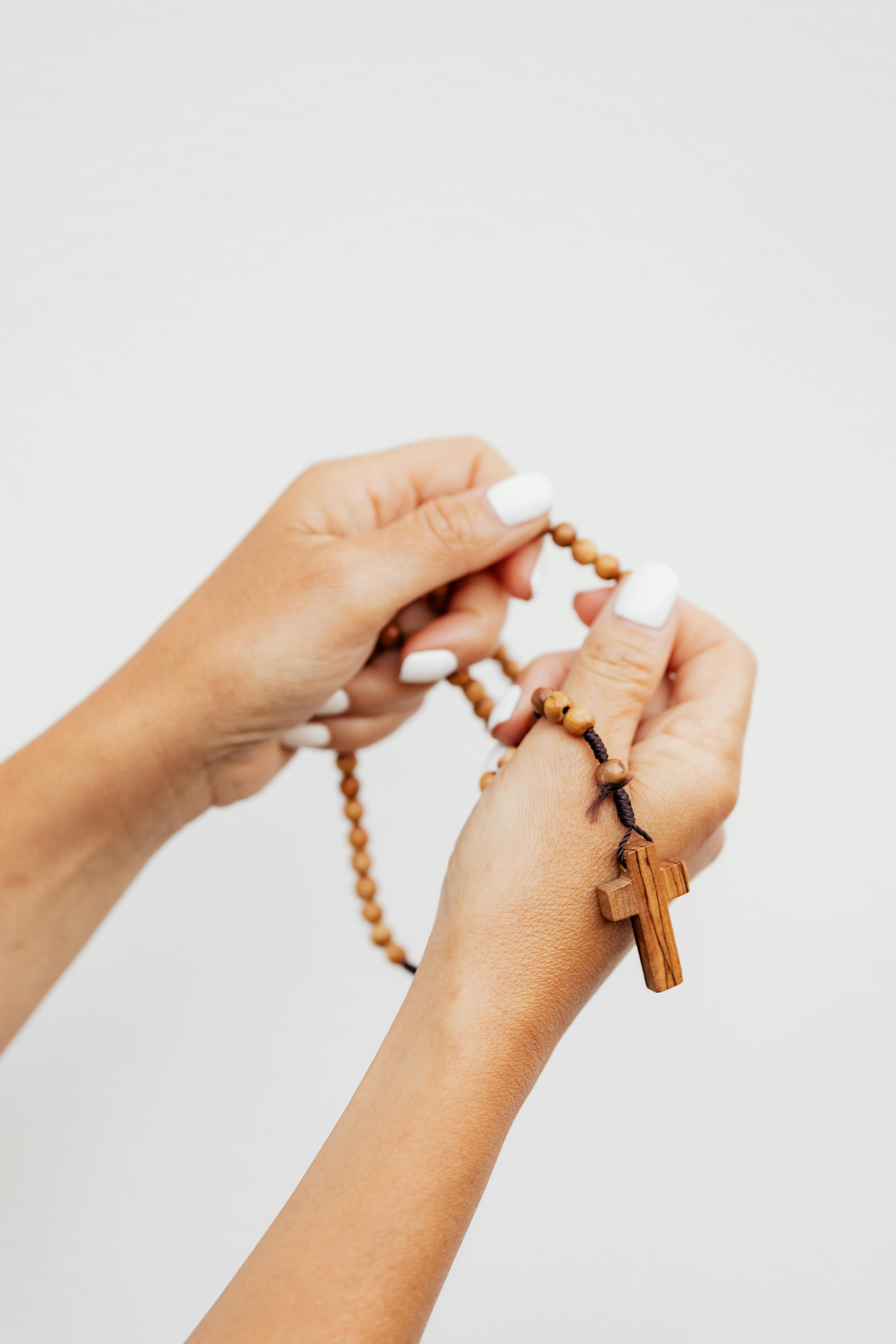 Cross Watermark Tan Background Photos, Download The BEST Free Cross ...