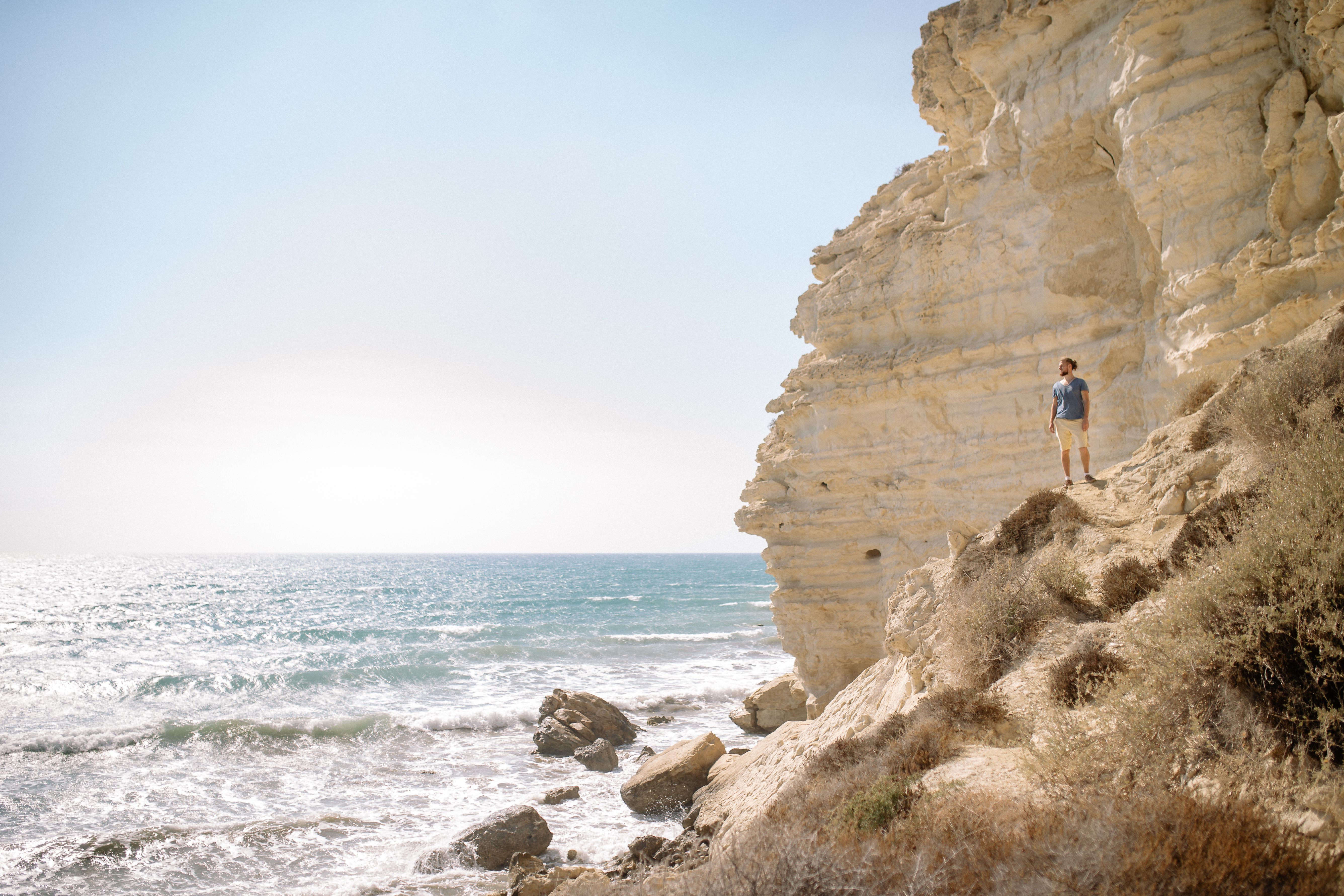 Looking Into The Horizon Photos, Download The BEST Free Looking Into ...