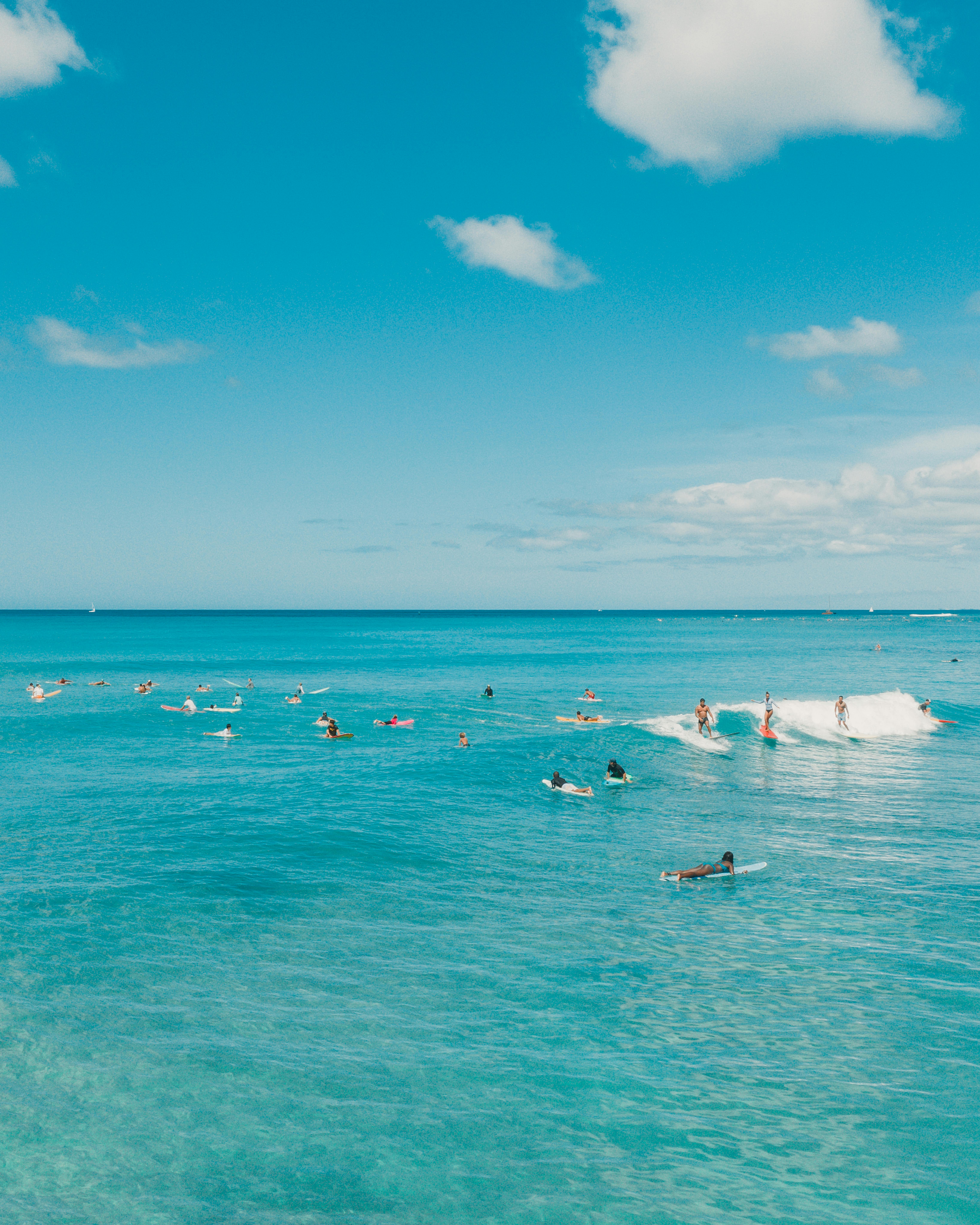 Blue Body of Water · Free Stock Photo