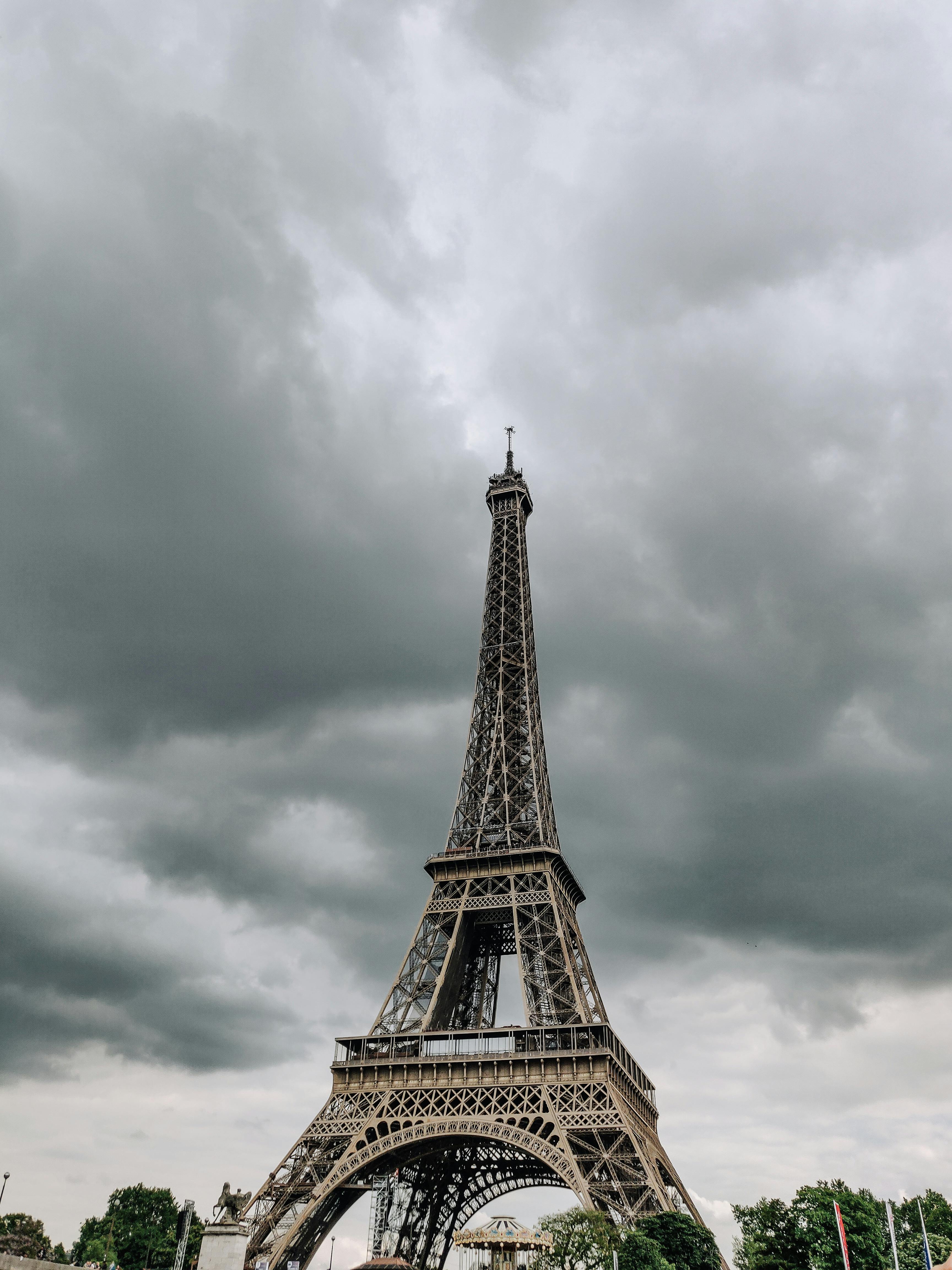 Low Angle Photo Graph of Eiffel Tower · Free Stock Photo