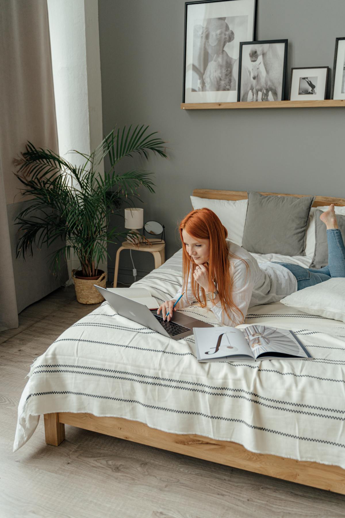 Woman Butt Side View Photos, Download The BEST Free Woman Butt Side ...