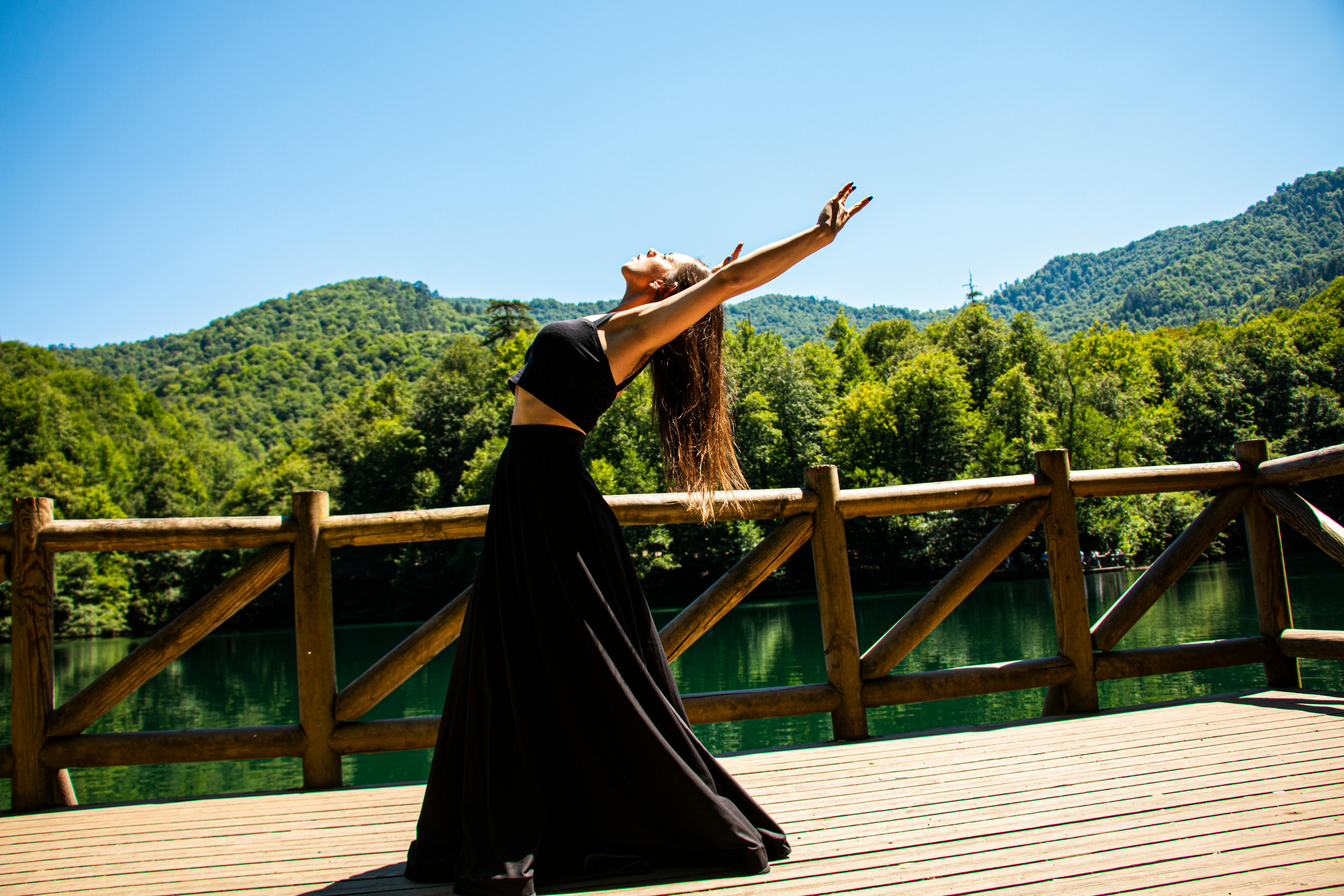 Plank Dancing Photos, Download The BEST Free Plank Dancing Stock Photos ...