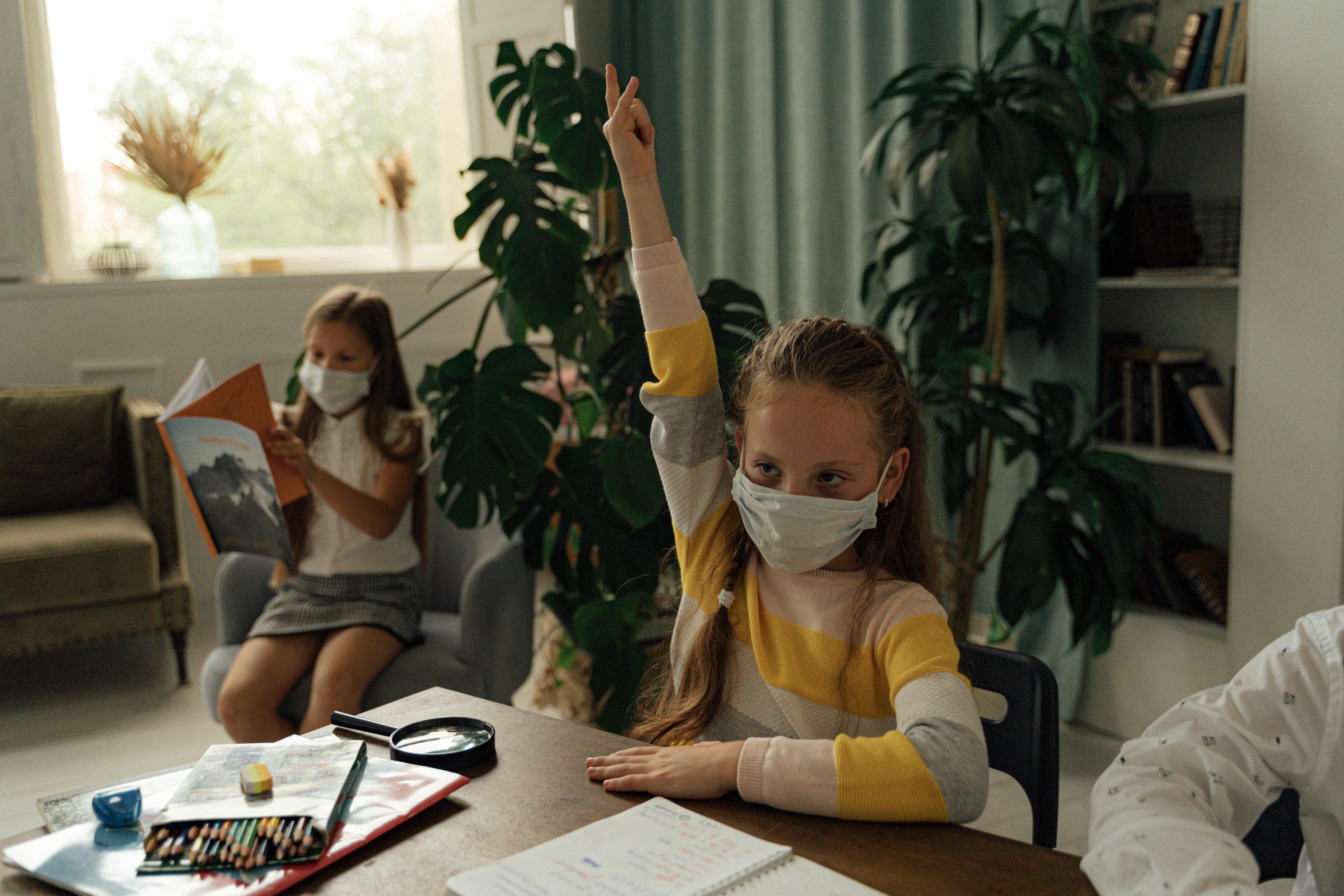 180,338+ Best Free Girl studying Stock Photos & Images · 100% Royalty ...