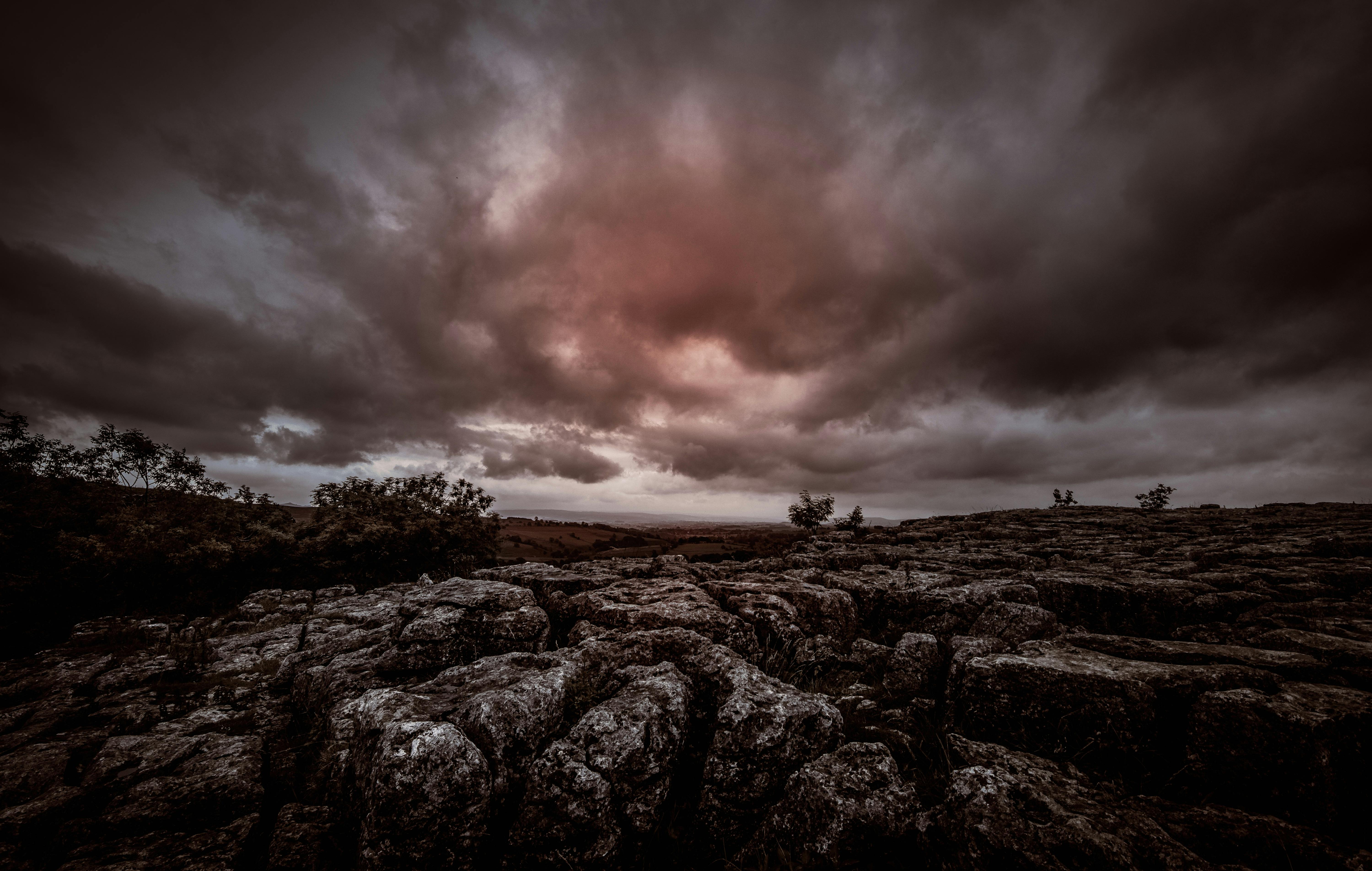 Kostenloses Foto zum Thema: dunkel, dunkle wolken, einfarbig