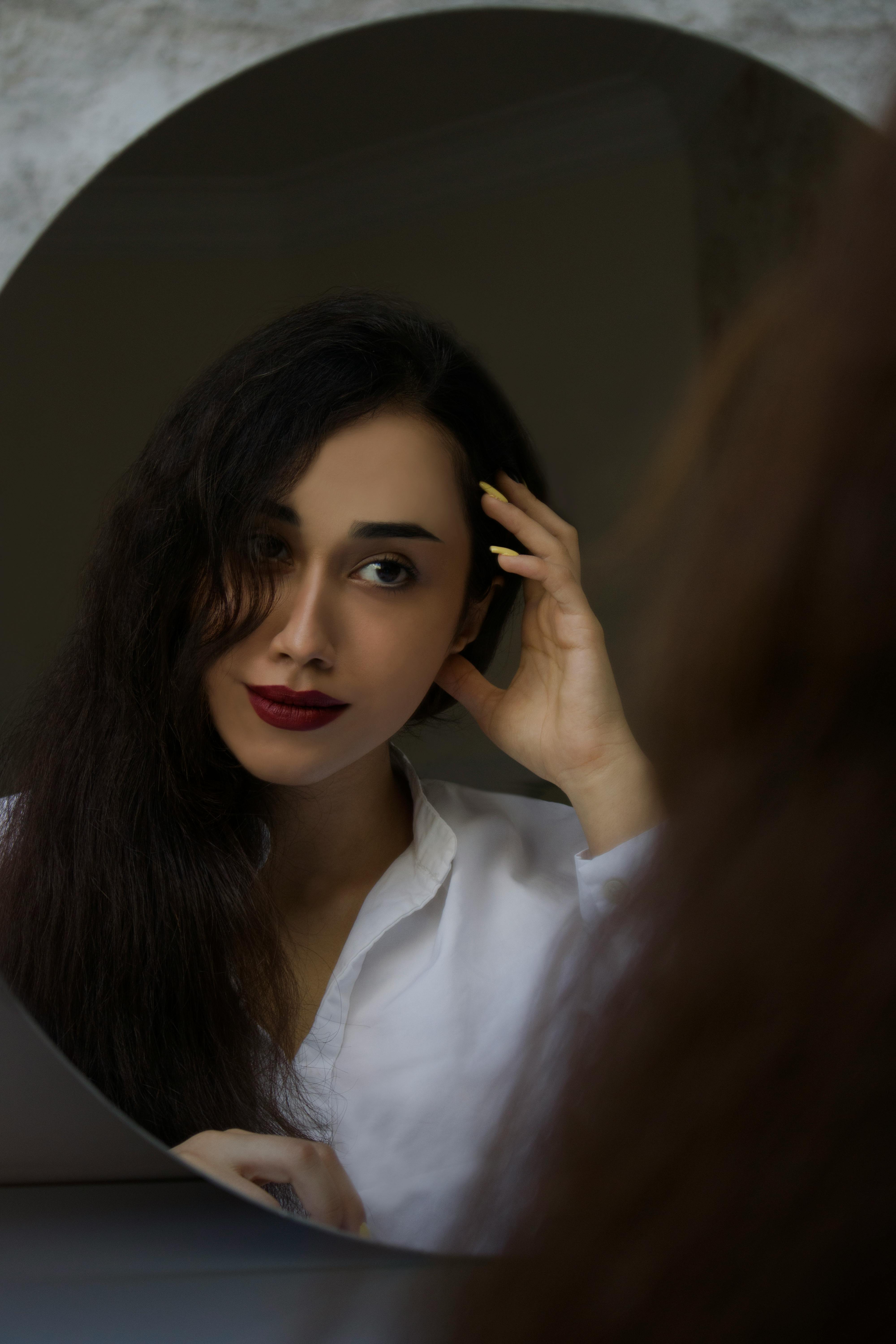 Beautiful Woman Smile In Mirror Photos Download The Best Free Beautiful Woman Smile In Mirror