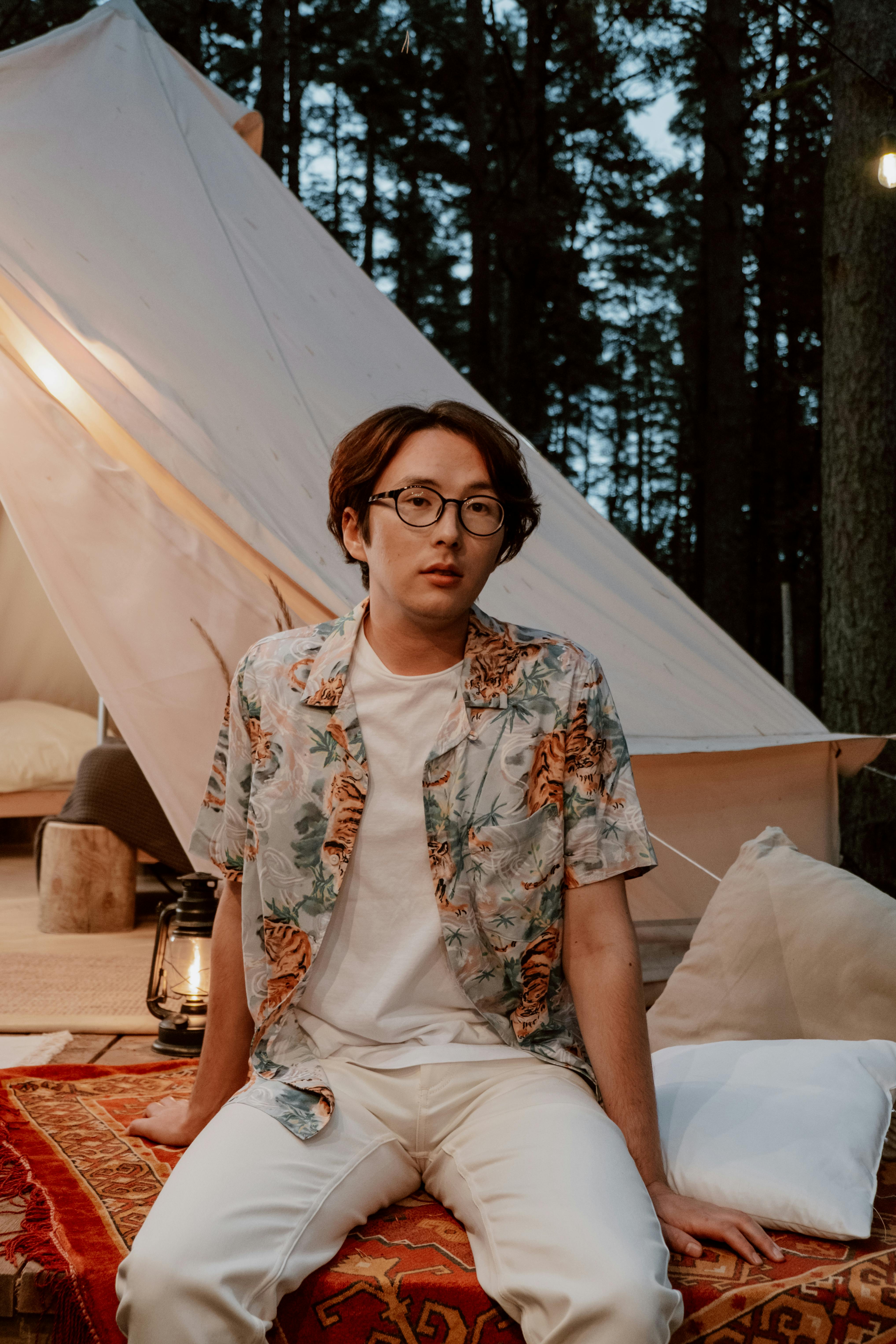 GLAMPING · Pexels