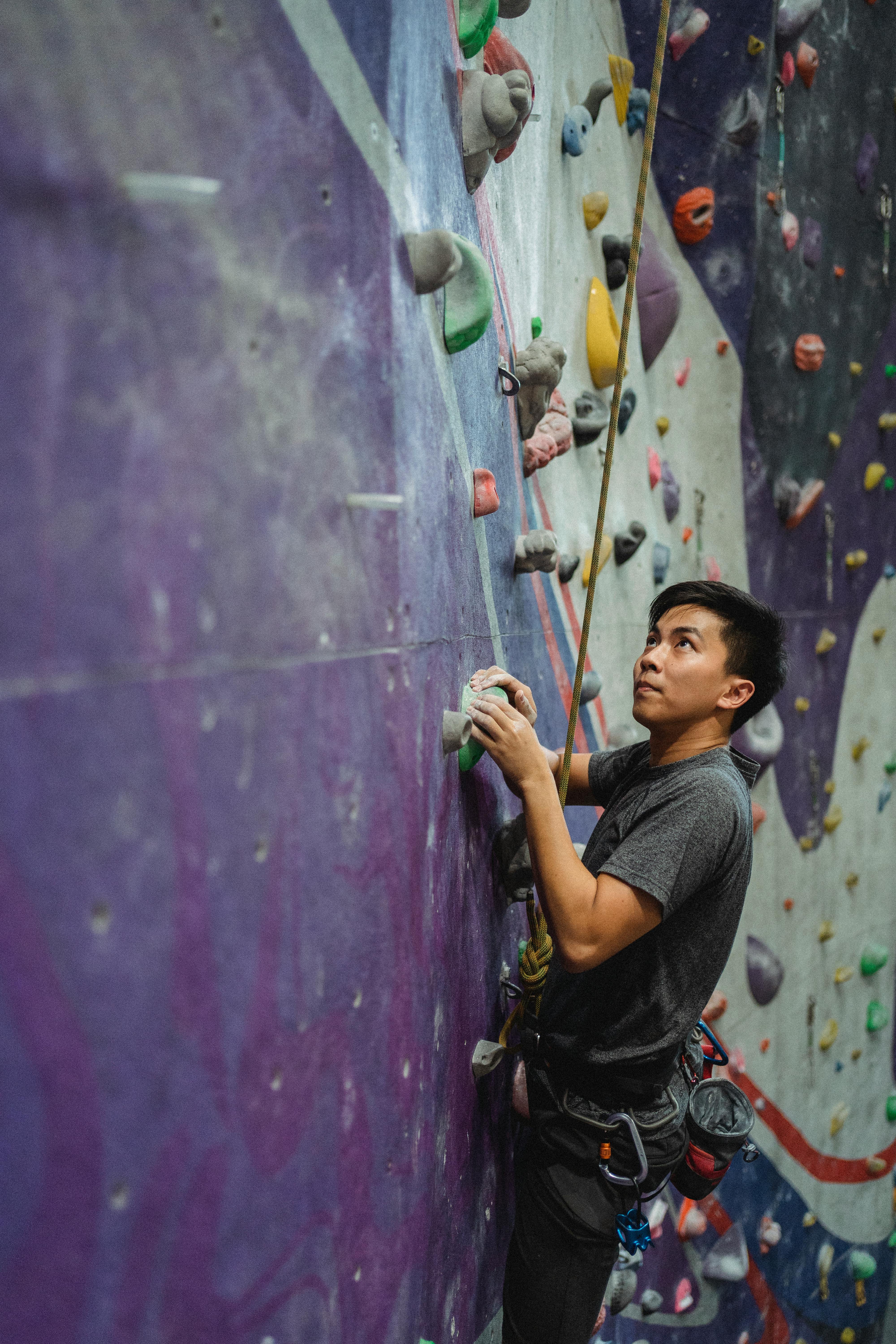 5,000+ Best Ascender Climbing Photos · 100% Free Download · Pexels ...