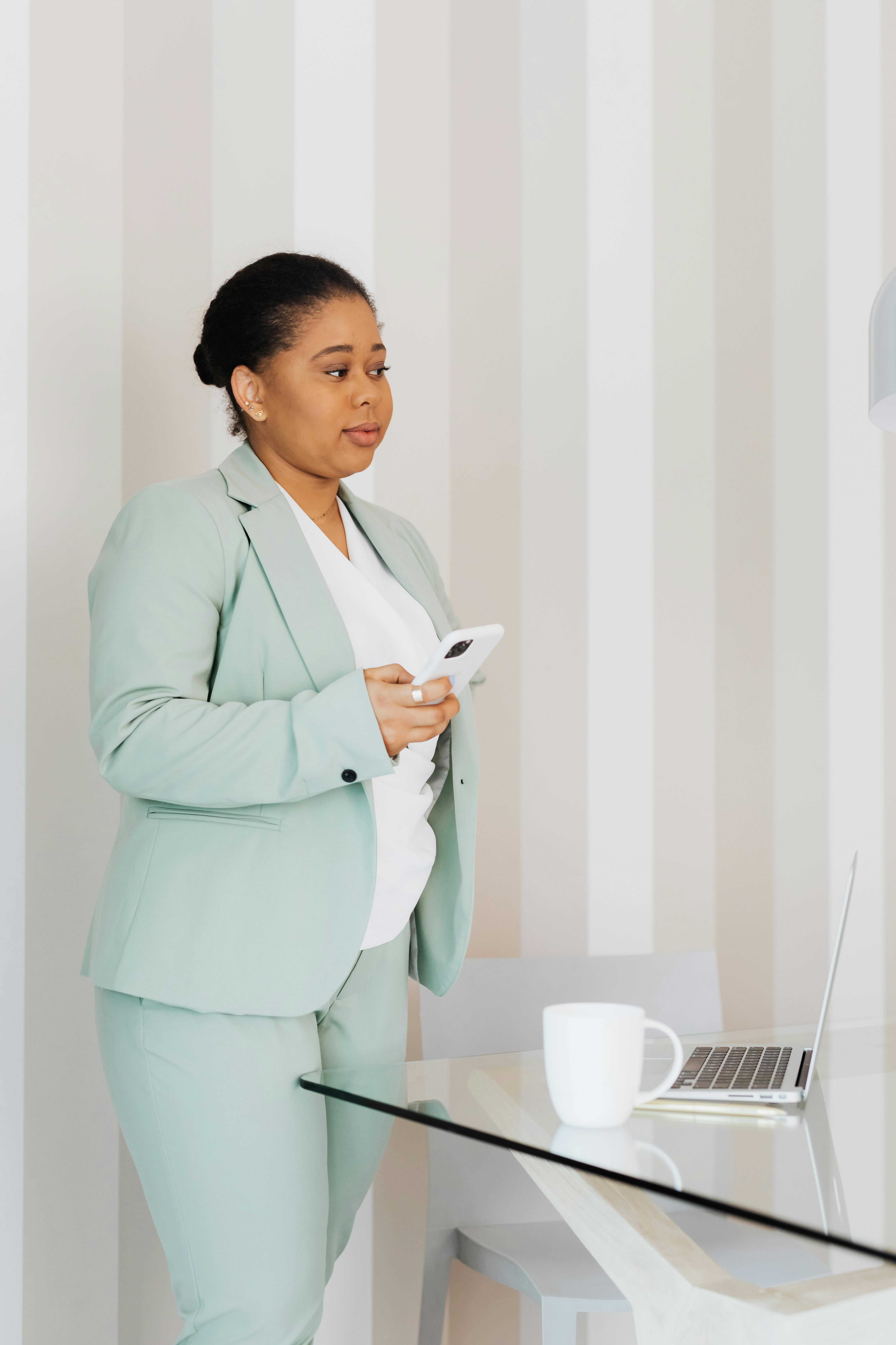 Formal Workwear Photos, Download The BEST Free Formal Workwear Stock ...