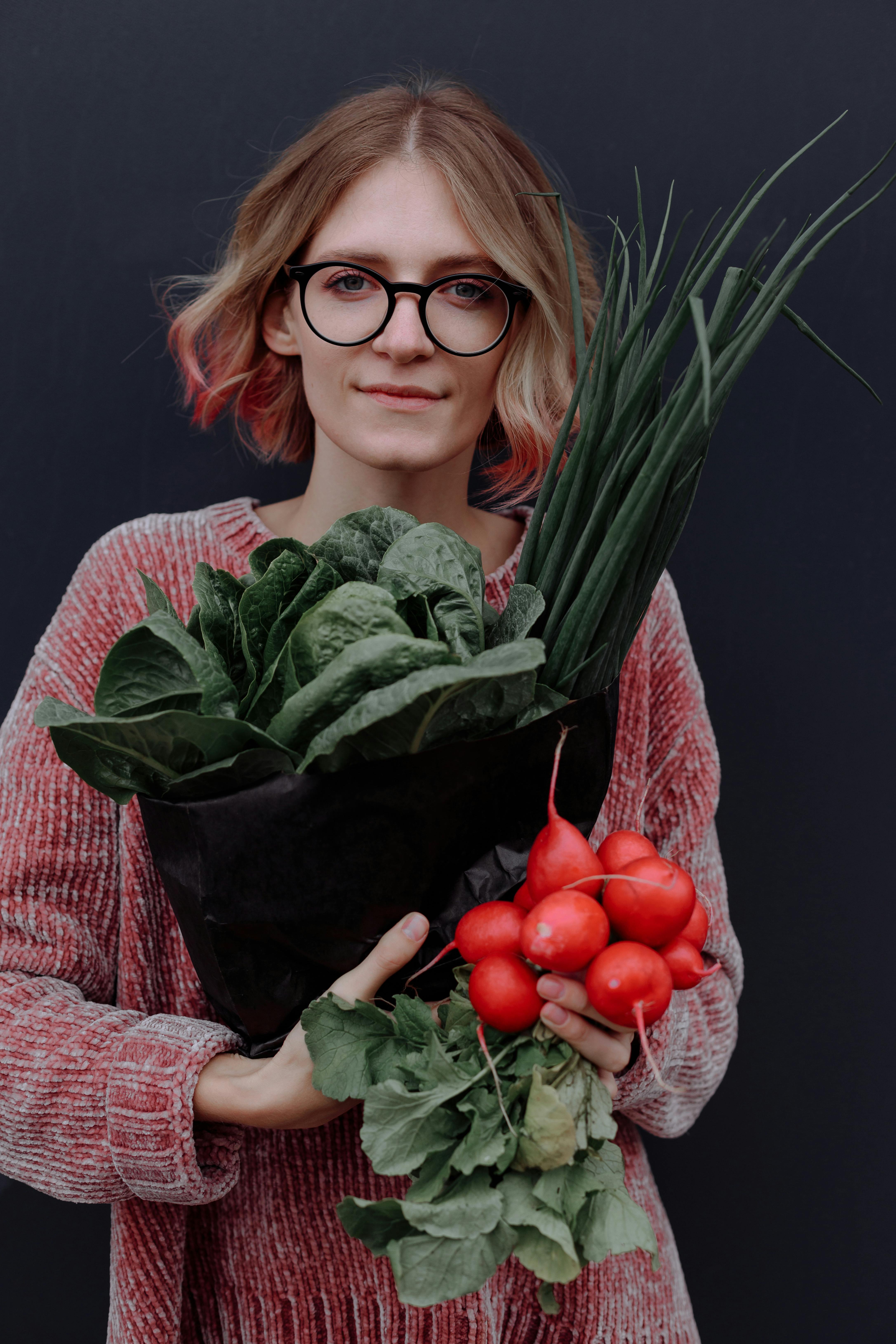 Women Cepa Photos, Download The BEST Free Women Cepa Stock Photos & HD ...