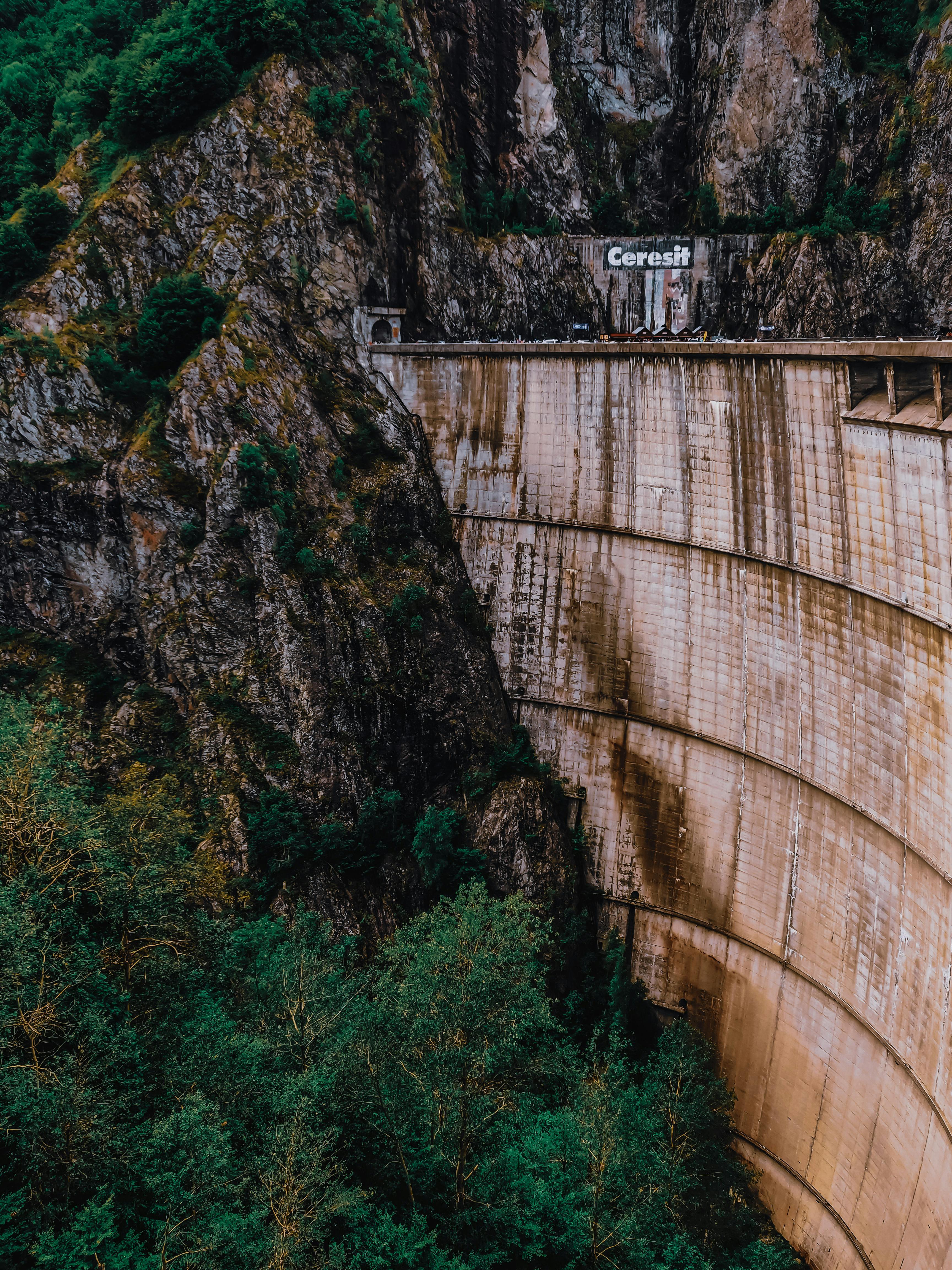 Bush Dam Kerja Photos, Download The BEST Free Bush Dam Kerja Stock ...