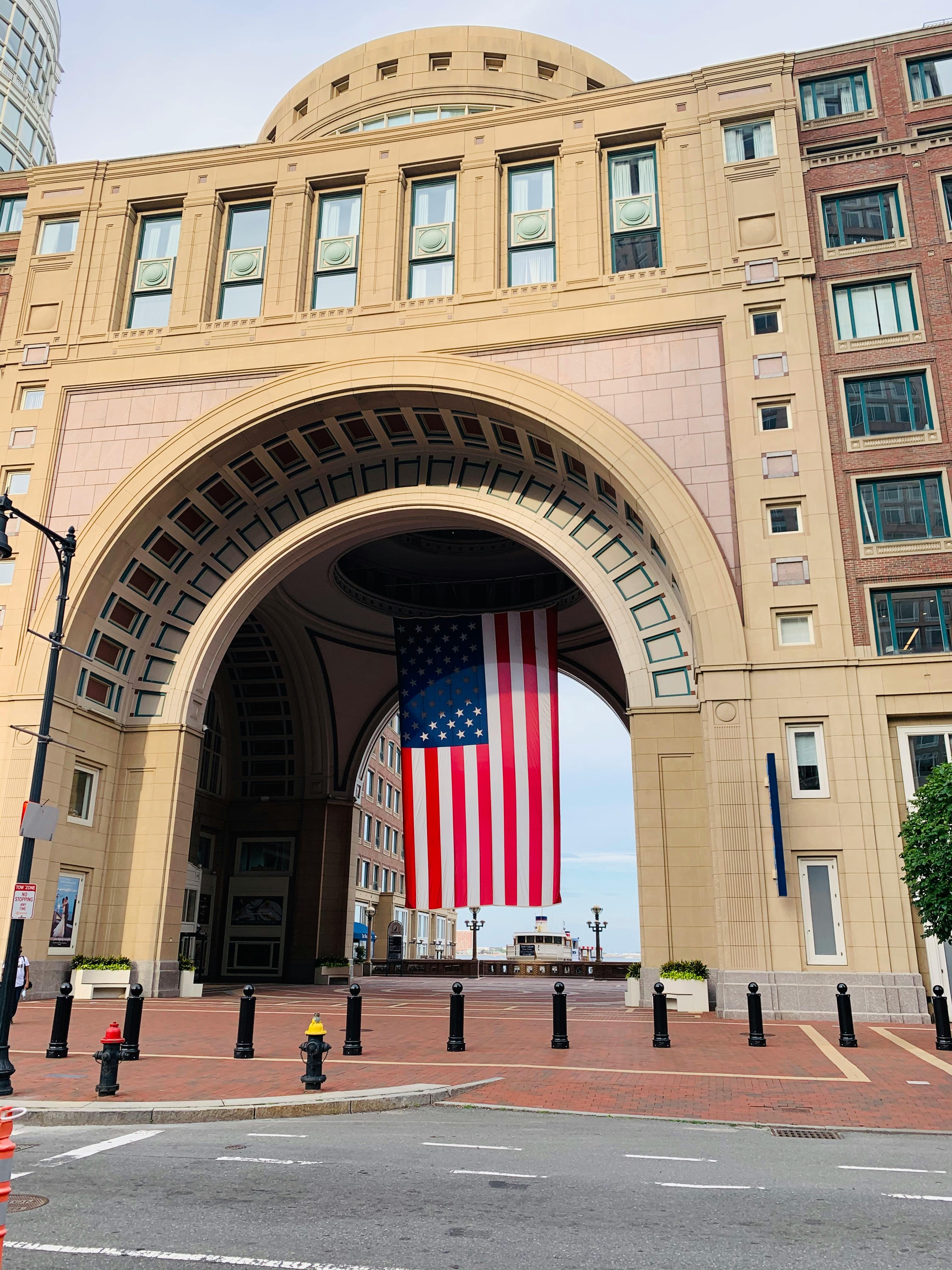 Sobia Akhtar 所收藏的 14 個 Boston 相片和影片