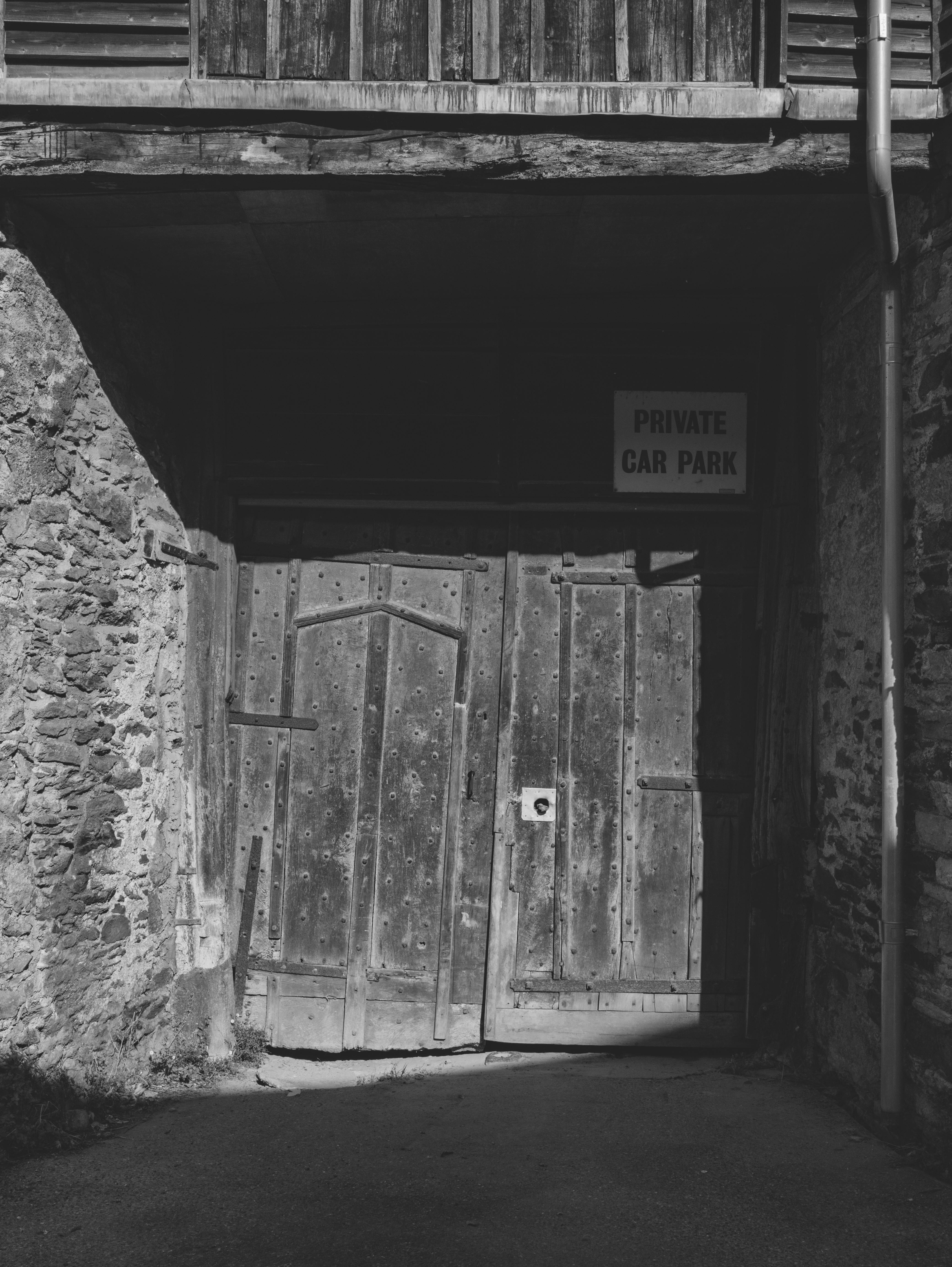 Wooden Gate in Building · Free Stock Photo