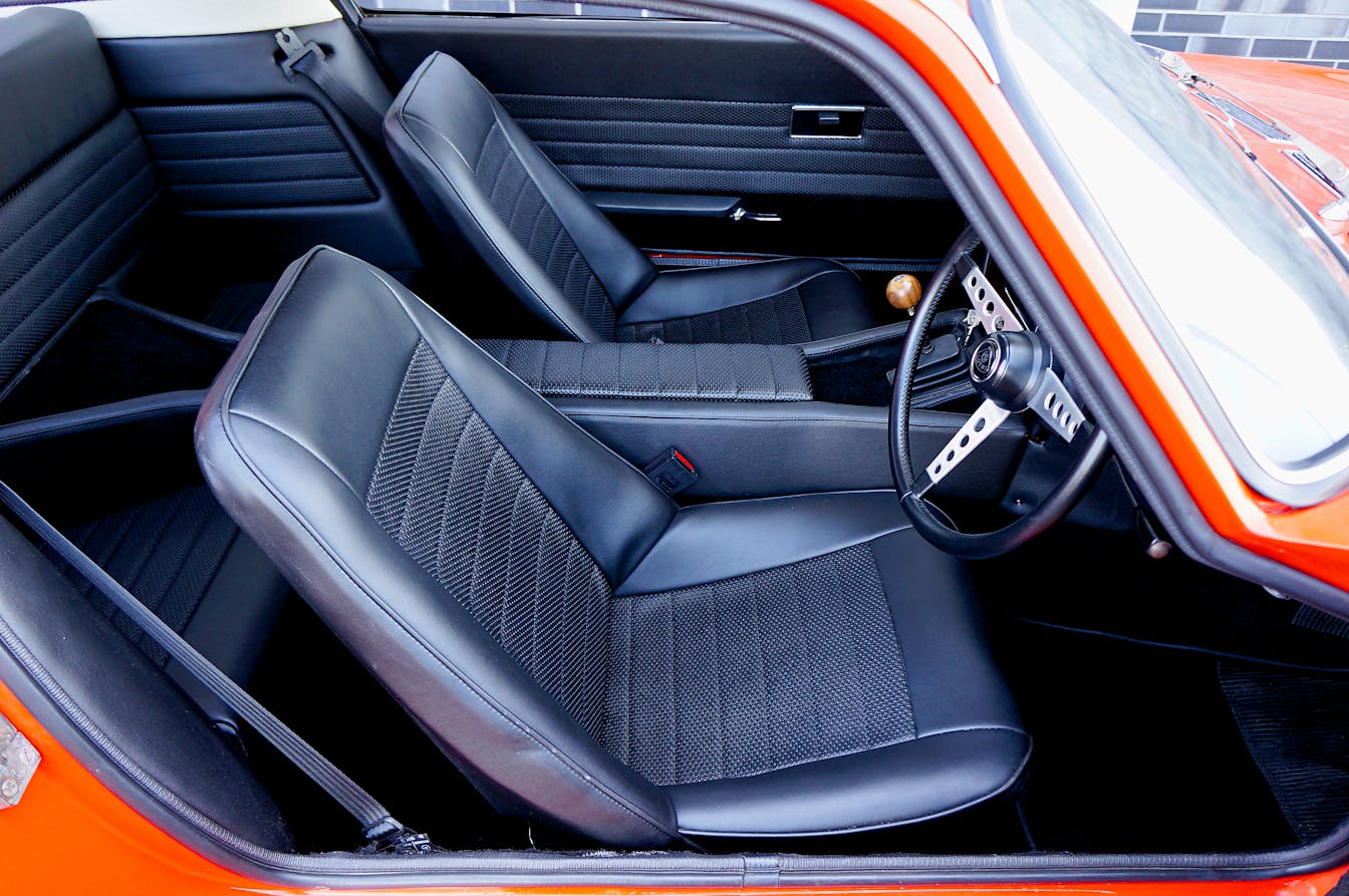 Who Company Is Elan Financial Services and What They Offer