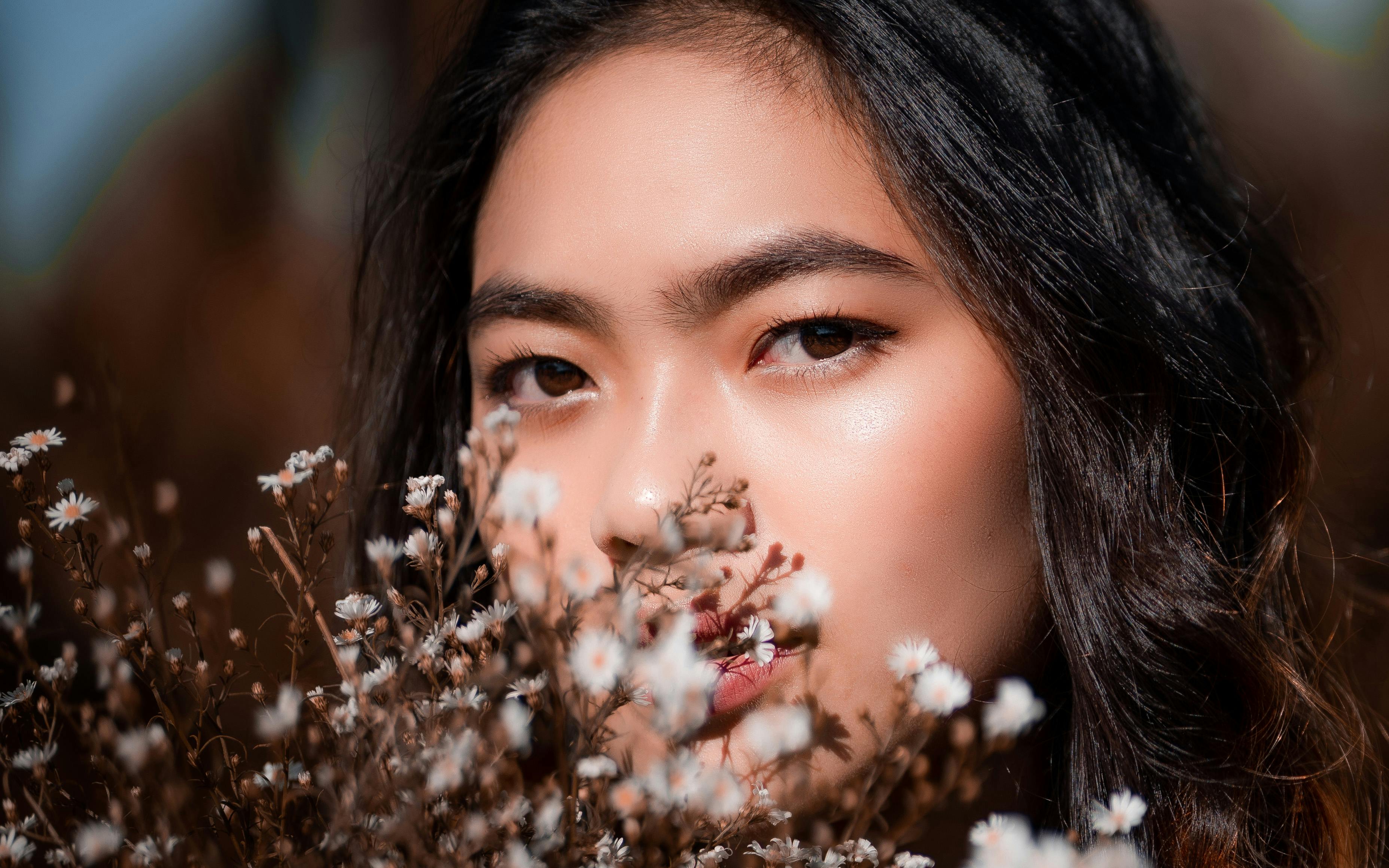 Kostnadsfri bild av attraktiv, barn, barndom, blixt, bokeh, boll, bruna ...