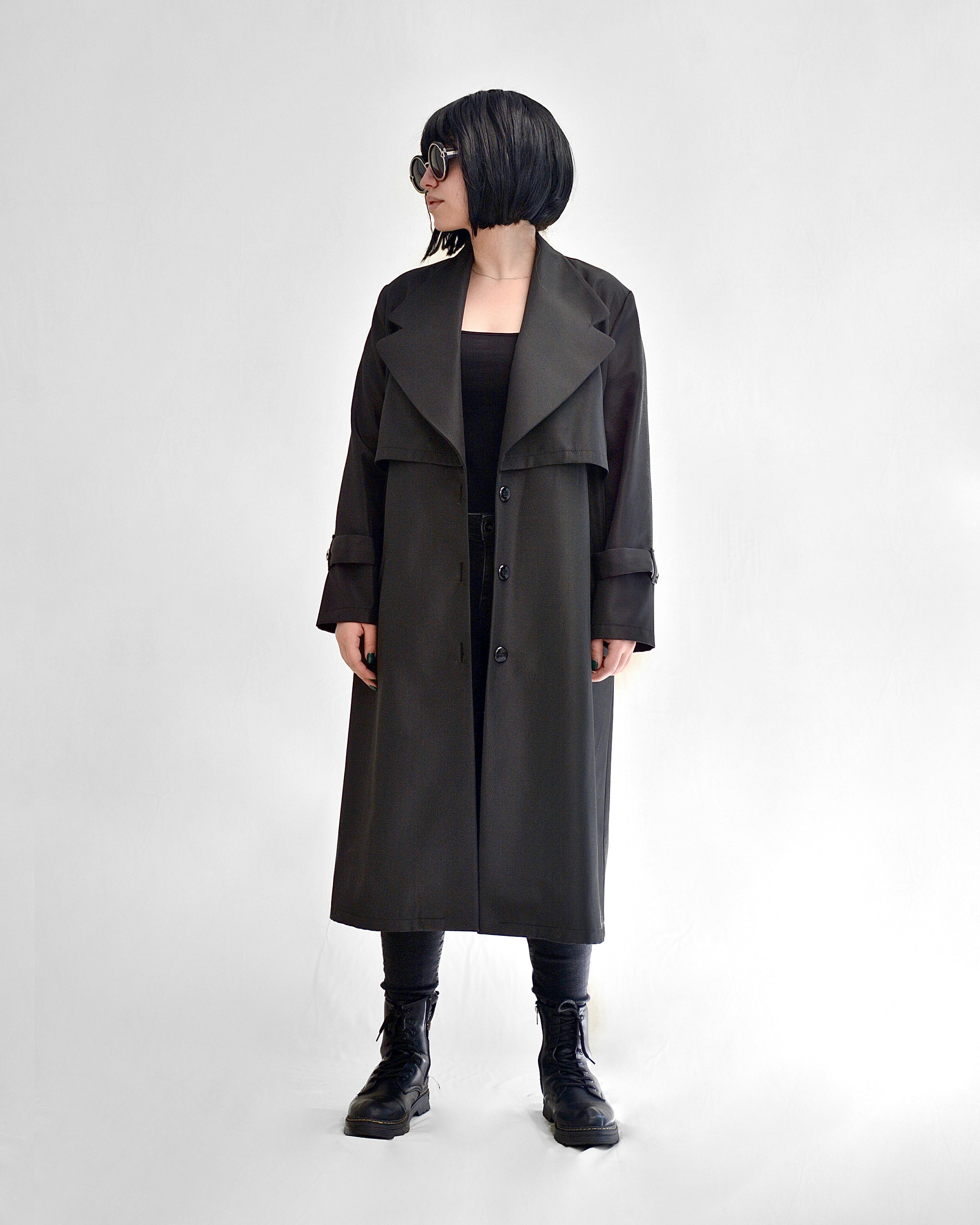 Stylish black woman in bright violet scarf near metal door · Free Stock ...