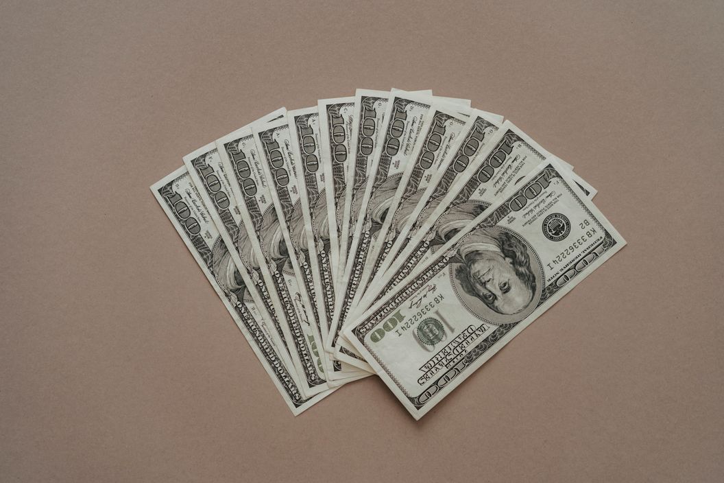 Protecting Your Money: US Currency Security Features Exposed