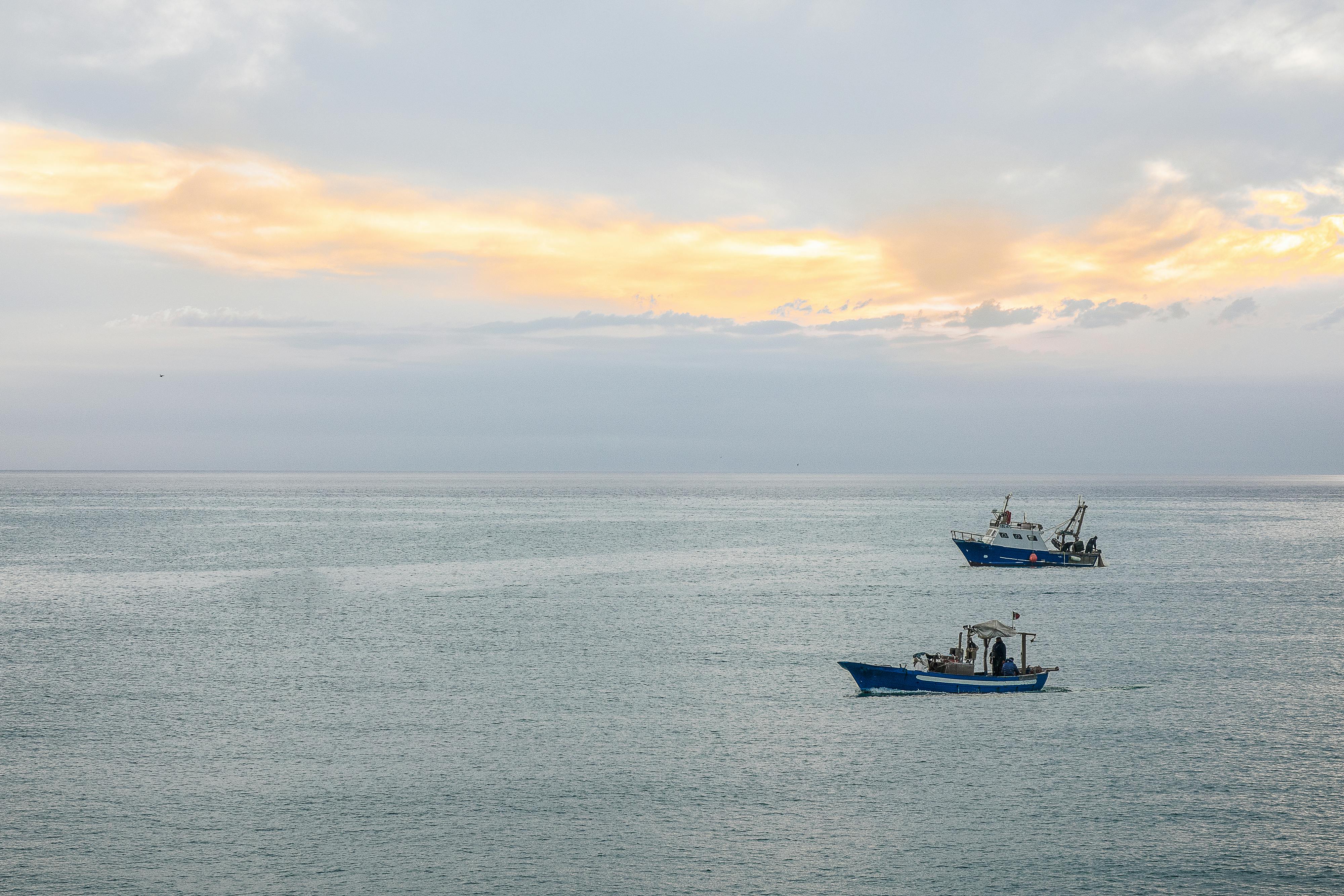 Boats in Open Sea · Free Stock Photo