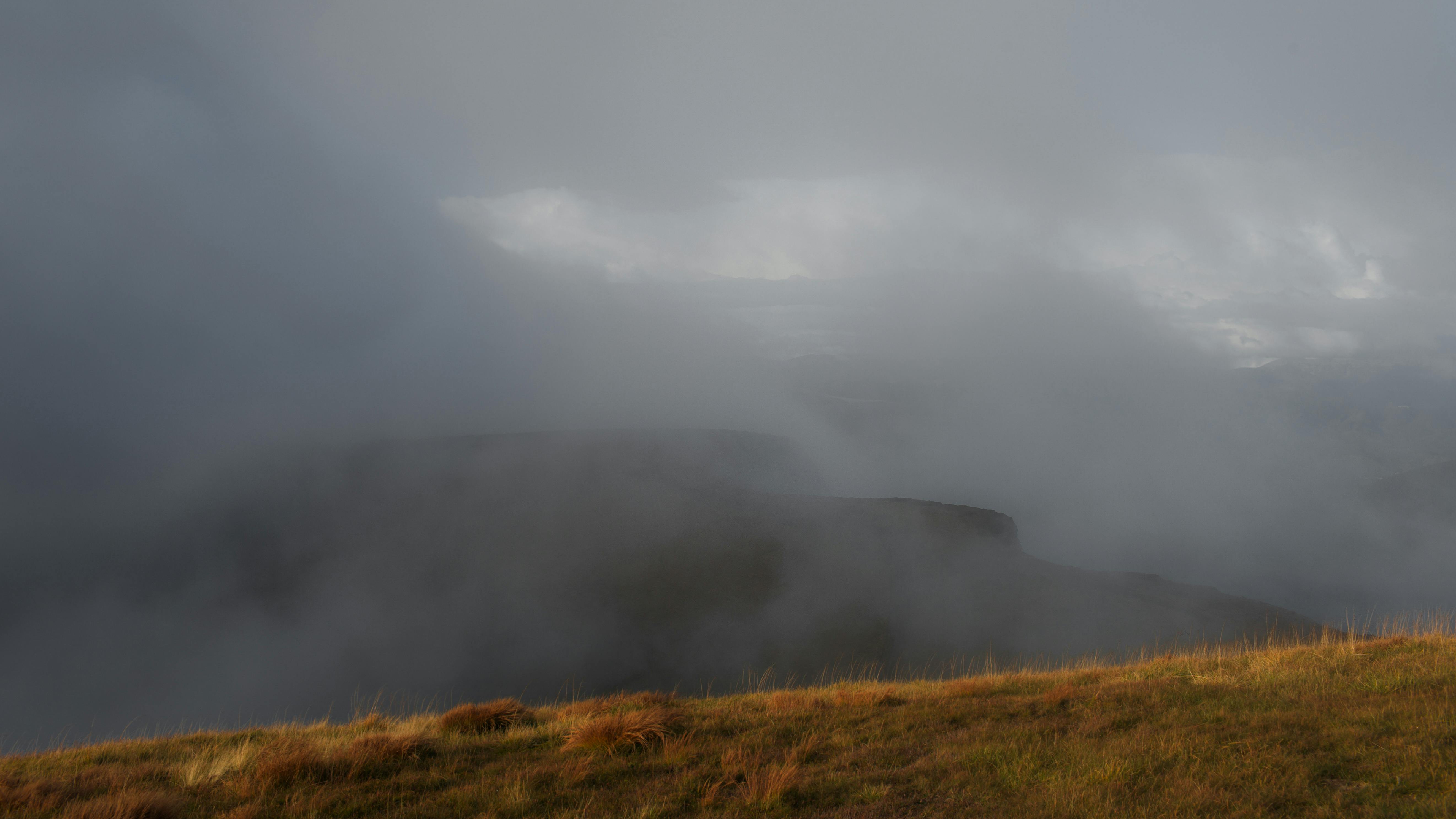 Fog Covering the Hill · Free Stock Photo