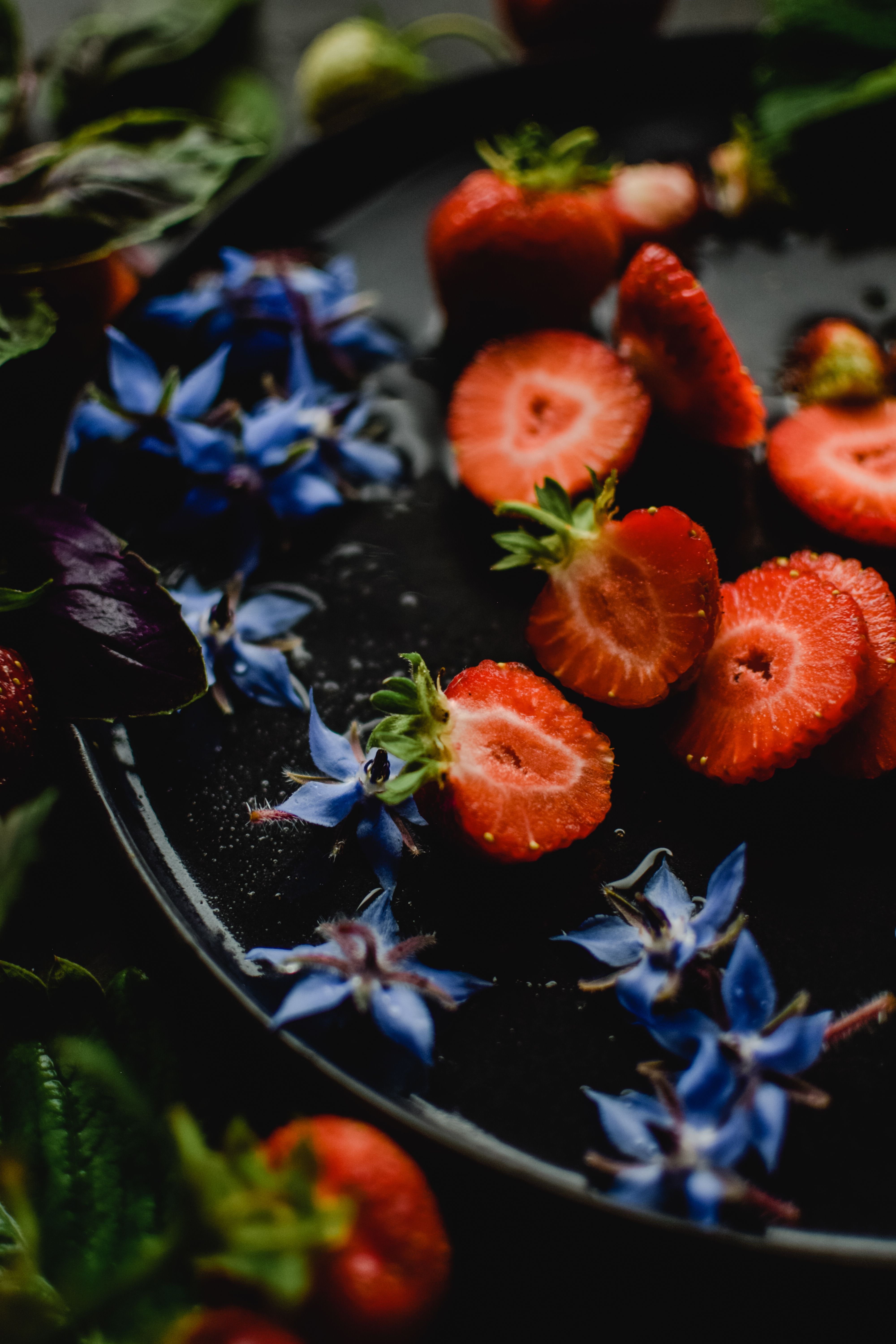 100,000+ Best Black Plate Photos · 100% Free Download · Pexels Stock Photos