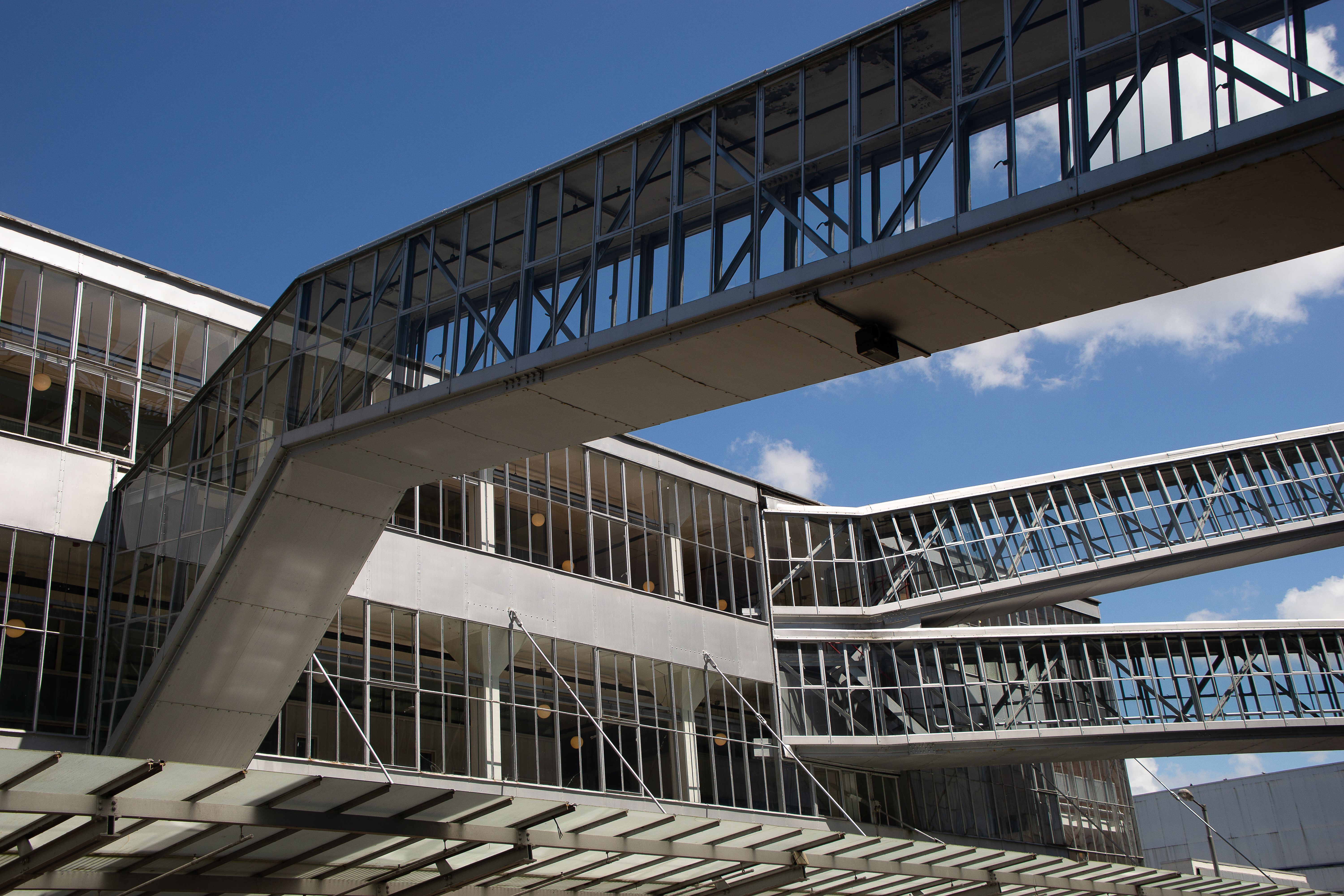 View of a Building Exterior · Free Stock Photo